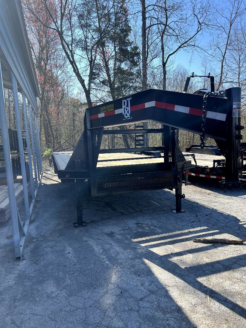 New 2025 P & T Trailers 14k 20+5 GOOSENECK MEGA Equipment Trailer for ...