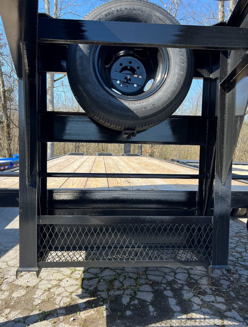 New 2025 Carry-On 20+5 GN 20K Equipment Trailer