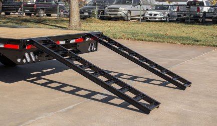 New 2025 MAXXD 102x24 Maxxd DOX 16K Deckover / 8K Axles / 4ft Dovetail ...