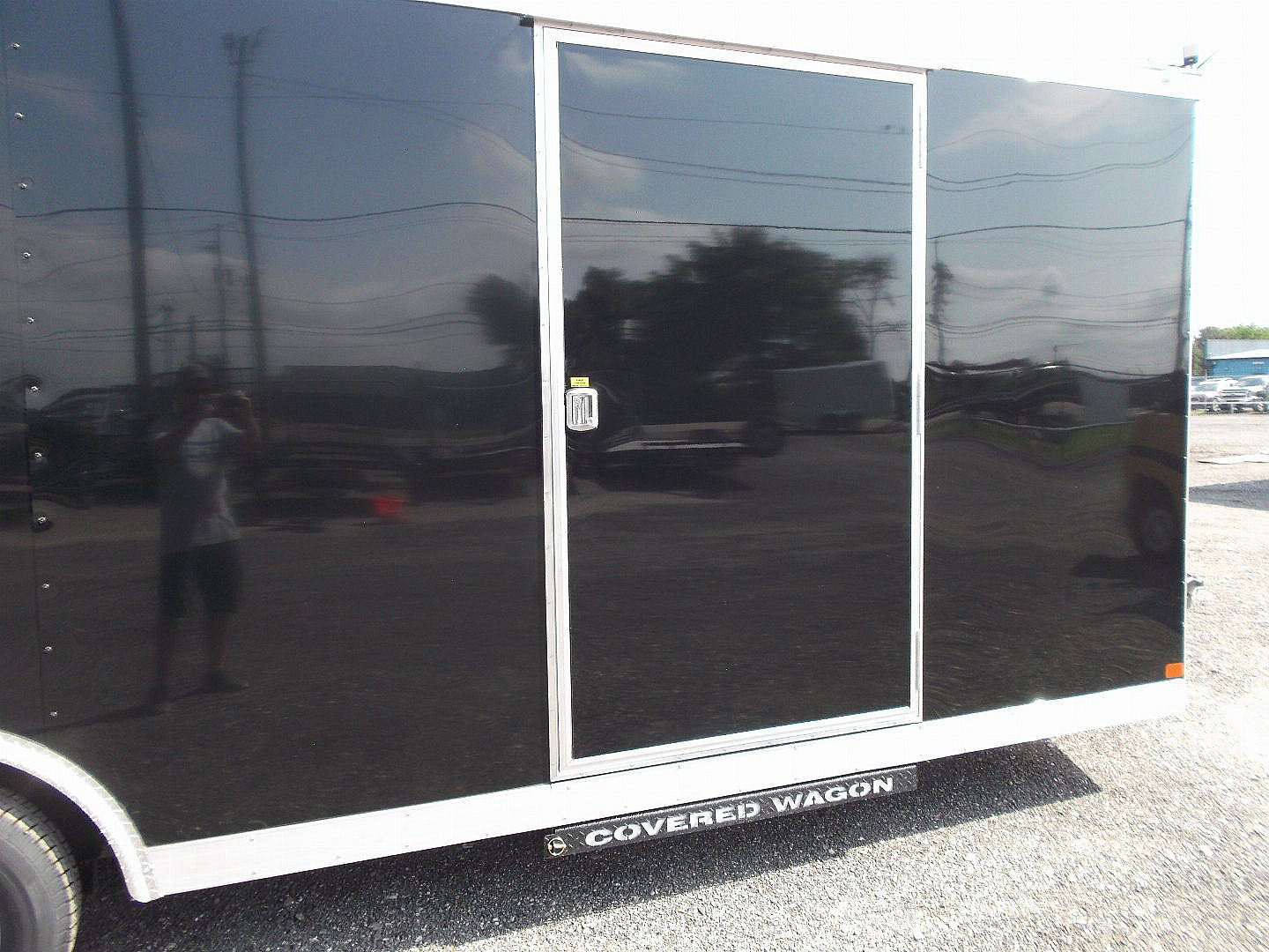 New 2025 COVERED WAGON TRAILERS 8.5x24 Tandem Axle Cargo / Enclosed ...