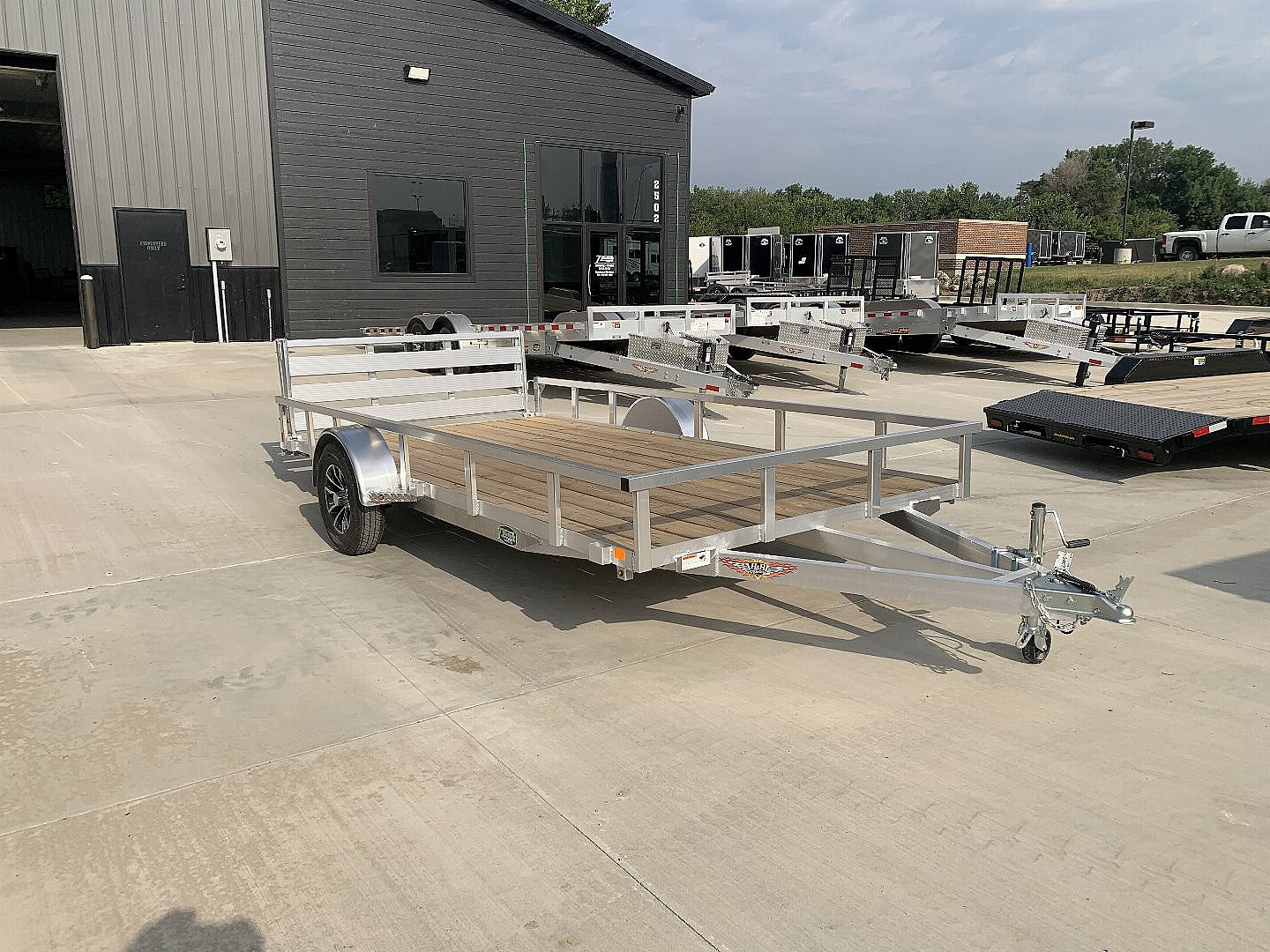 New NEW 2026 H&H 82"x14' Aluminum Flatbed RailSide Utility bi fold gate ...