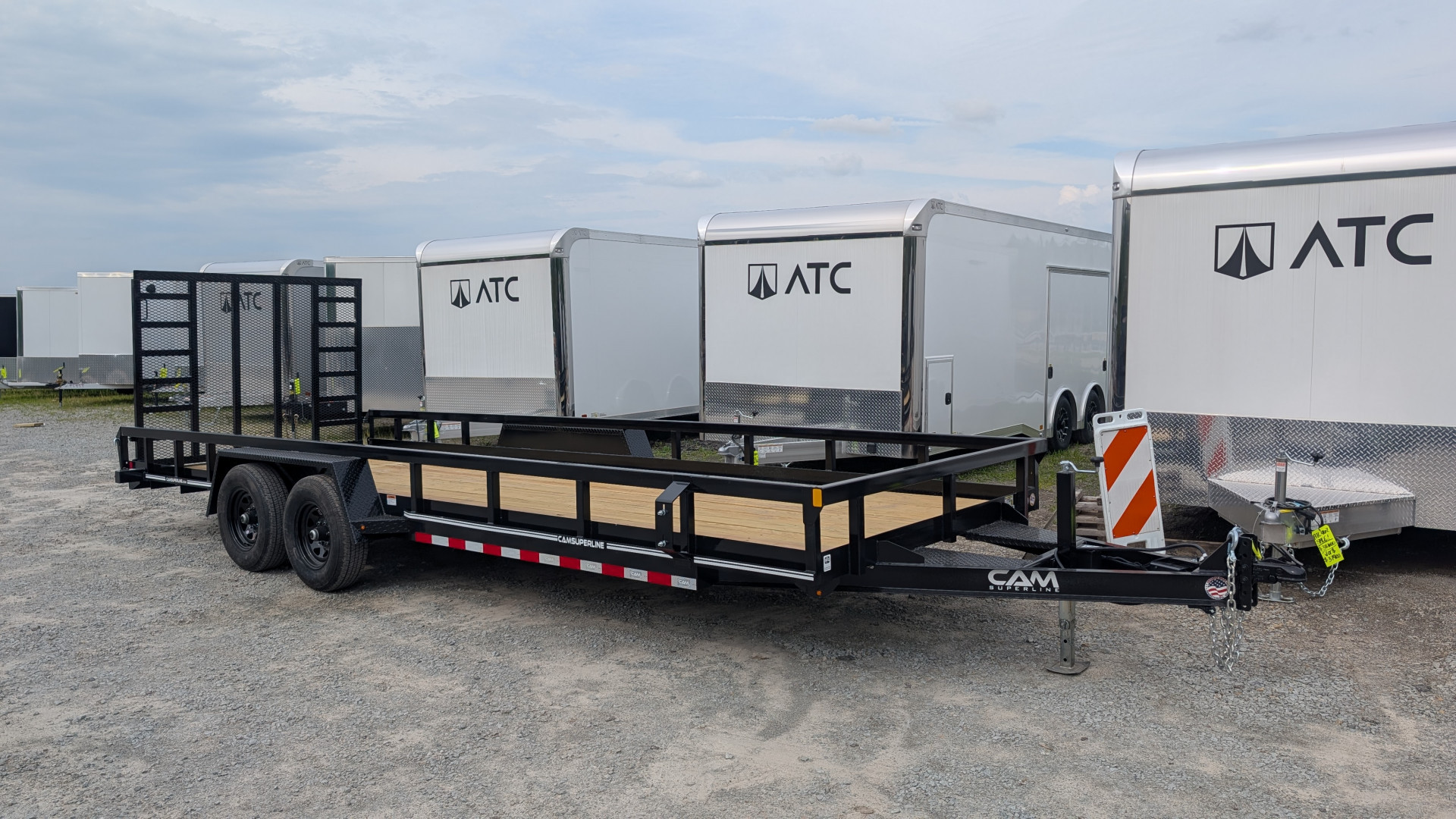 New 2025 CAM SUPERLINE 7x22 HD Tandem Axle Tubular Top Rail Utility ...