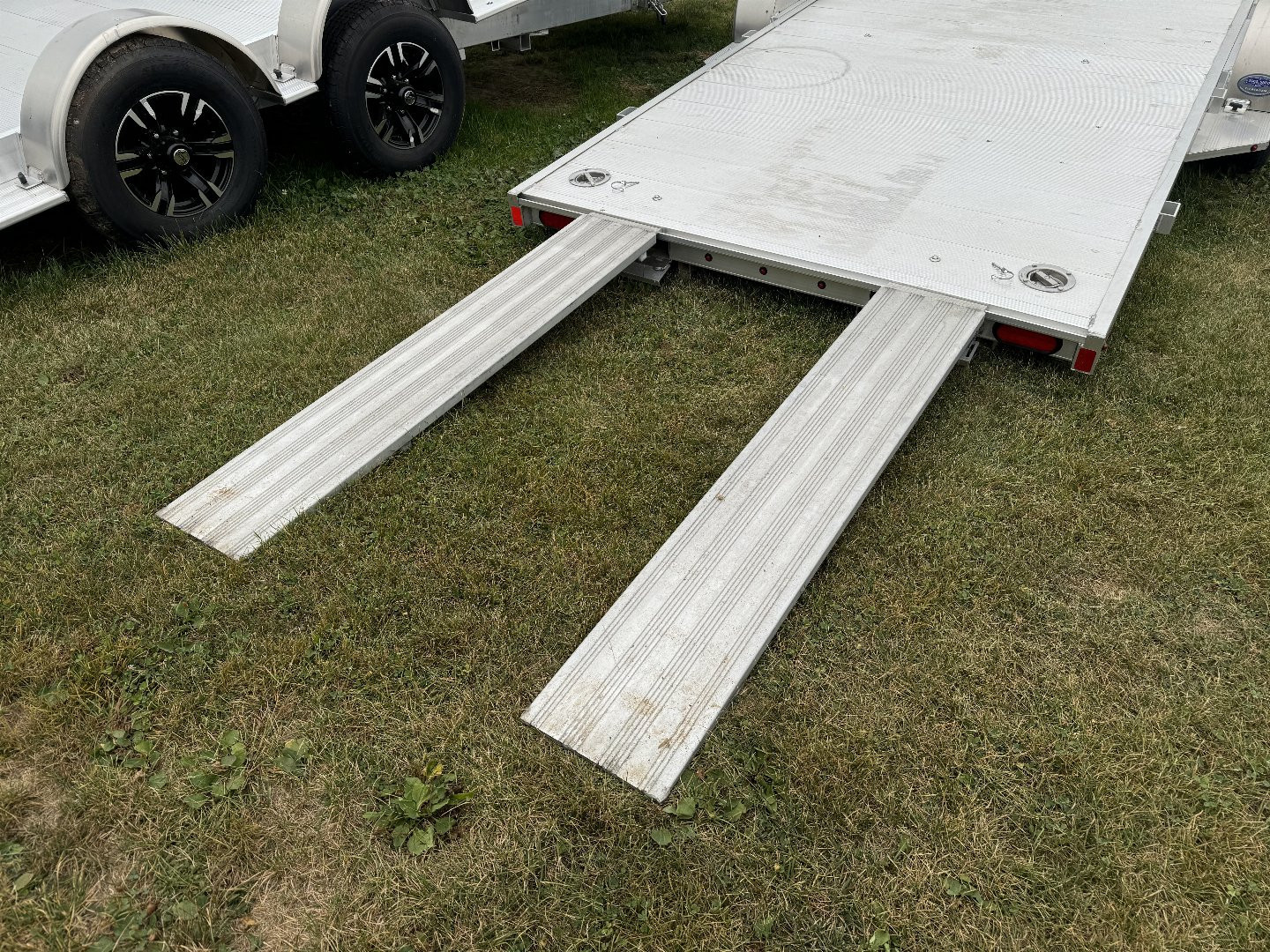 New 2025 ALUMA 8220H-LP-TILT Executive Series Tilt Hauler Car / Racing Trailer