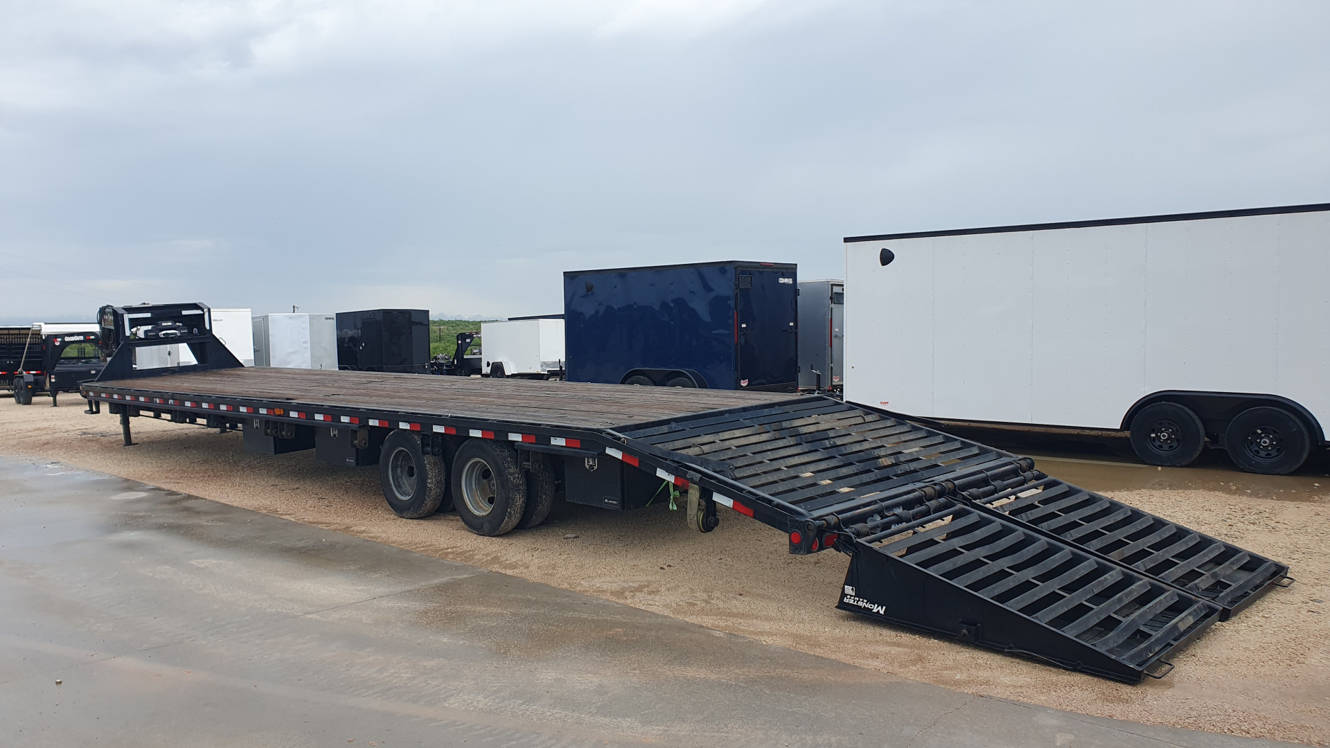 Used *USED* 2018 PJ Trailers 102''x40' LD Flatbed Trailer for sale in ...