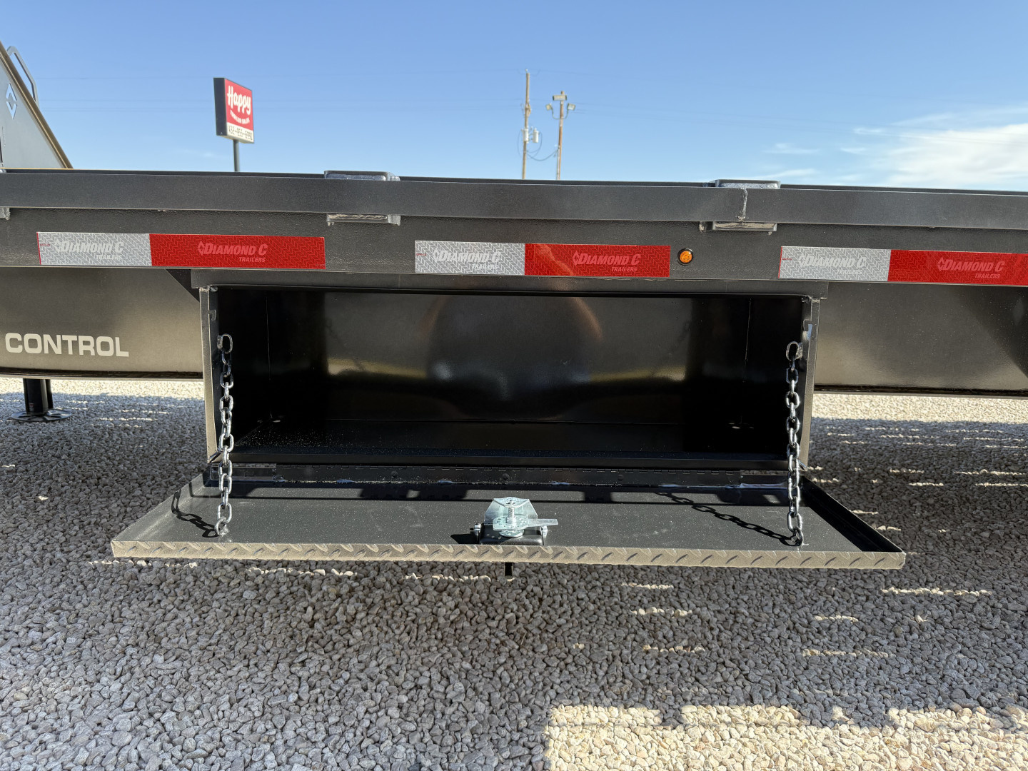 New 2025 Diamond C 102"x40' Engineered Beam FMAX216 w/ Hyd. Dovetail ...