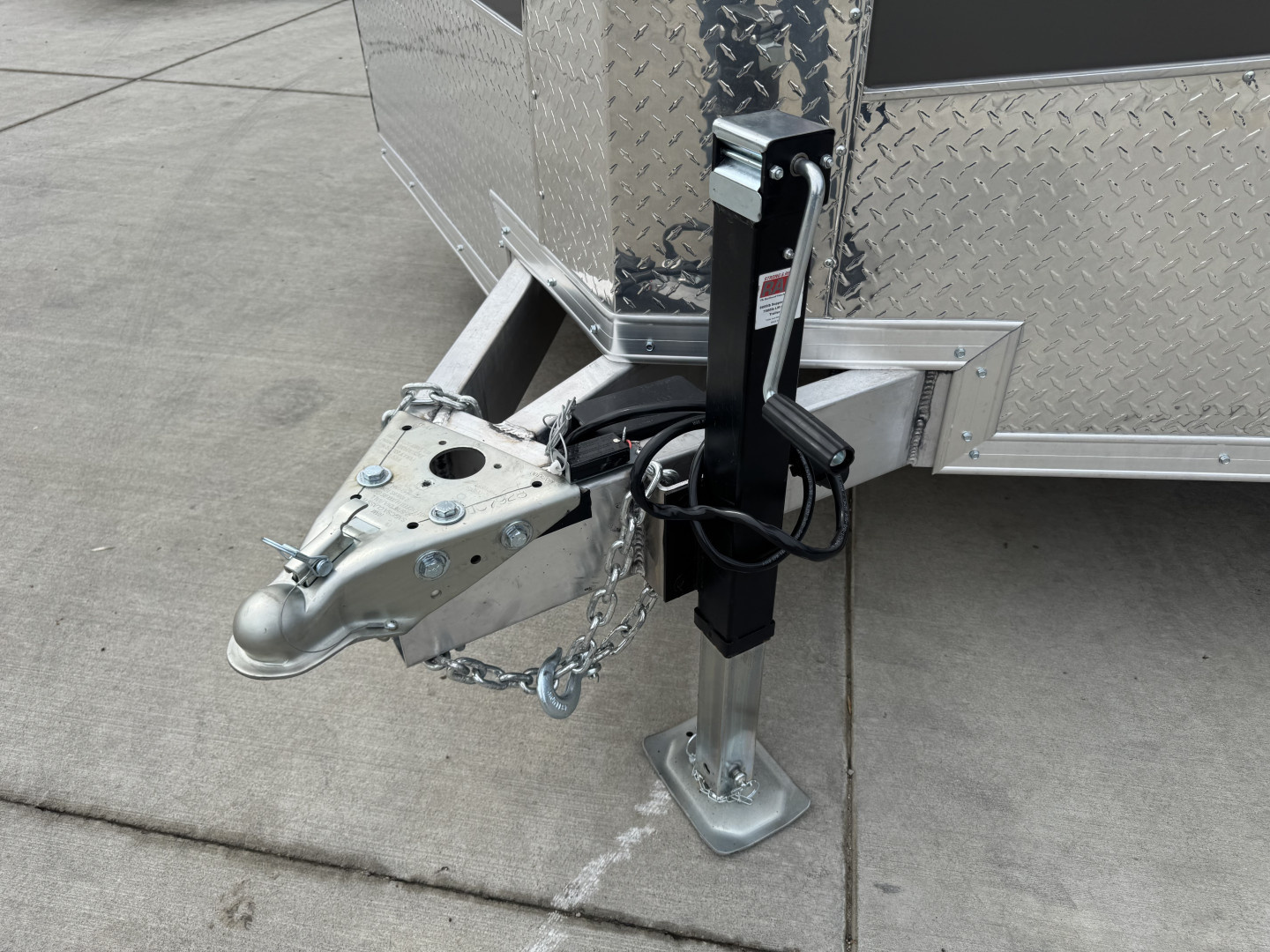 New NEW 2025 Formula Triumph ALUMINUM 8.5x20 +V, 7’ TALL, WHITE ...