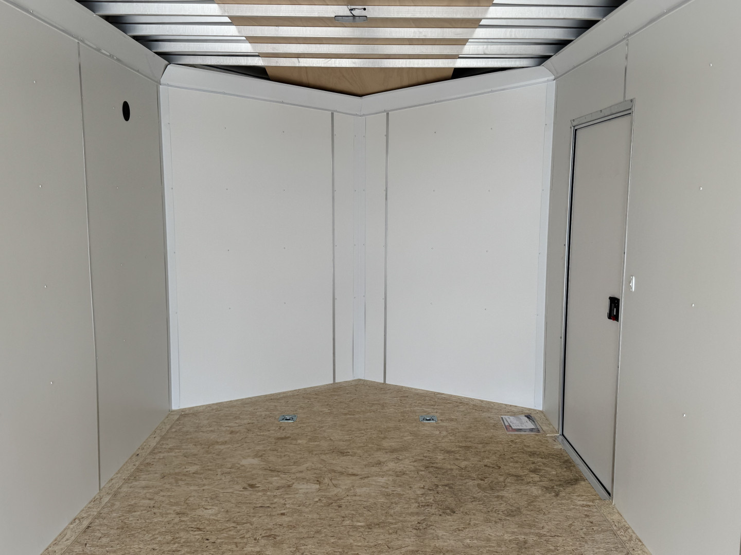 New NEW 2025 Formula Triumph ALUMINUM 8.5x24 +V, 7’ TALL, WHITE ...