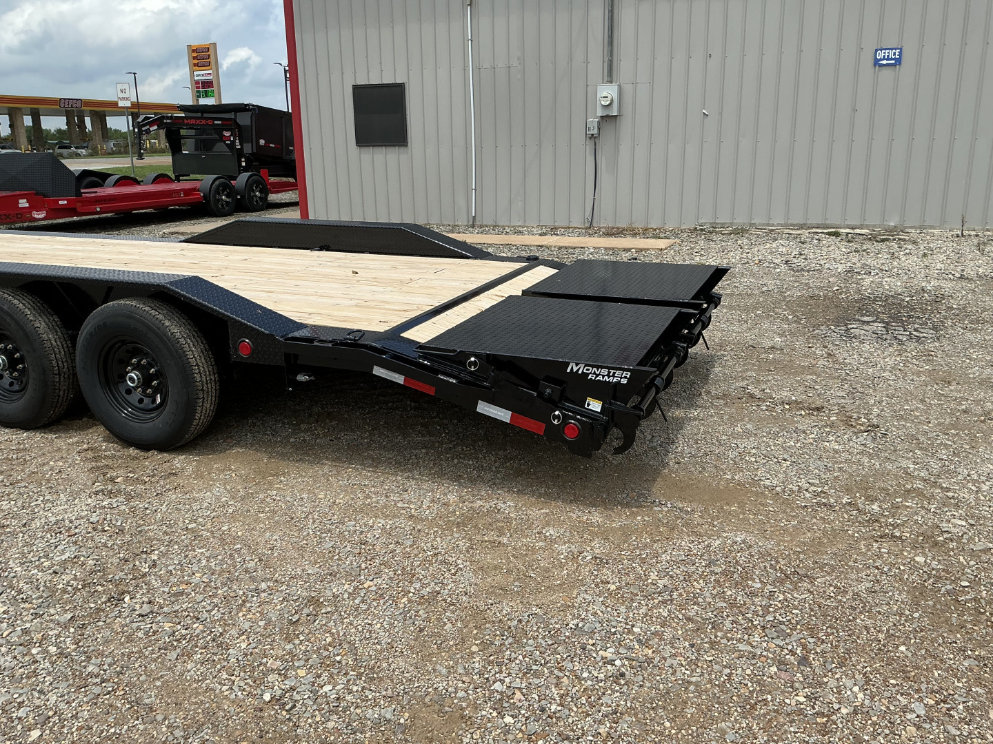 New 2026 PJ 102"x24' Gooseneck Super-Wide Equipment Trailer – B6 for ...