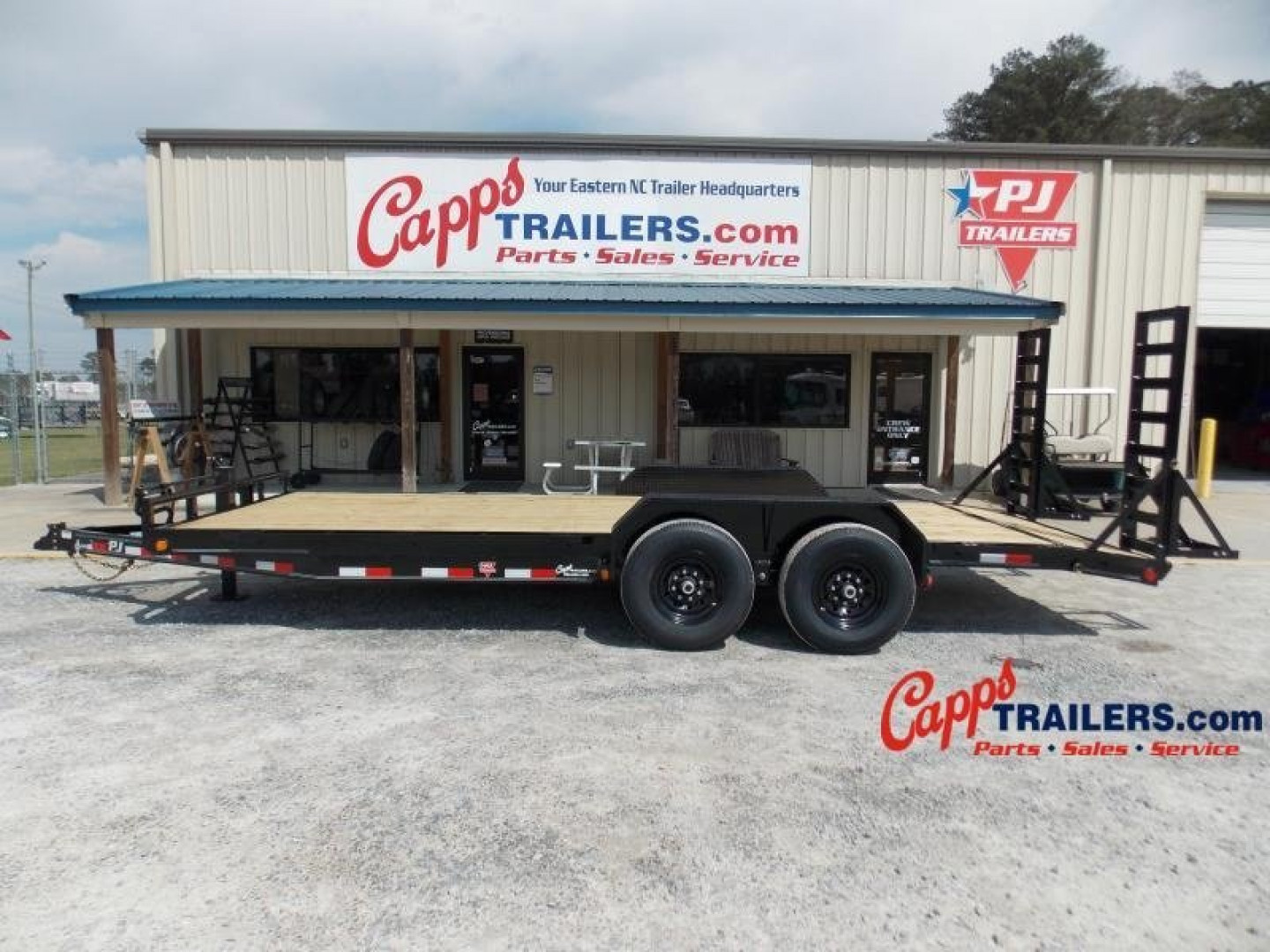 New 2025 PJ TRAILERS PJ CCJ2072BSBK-SRRR Equipment Trailer