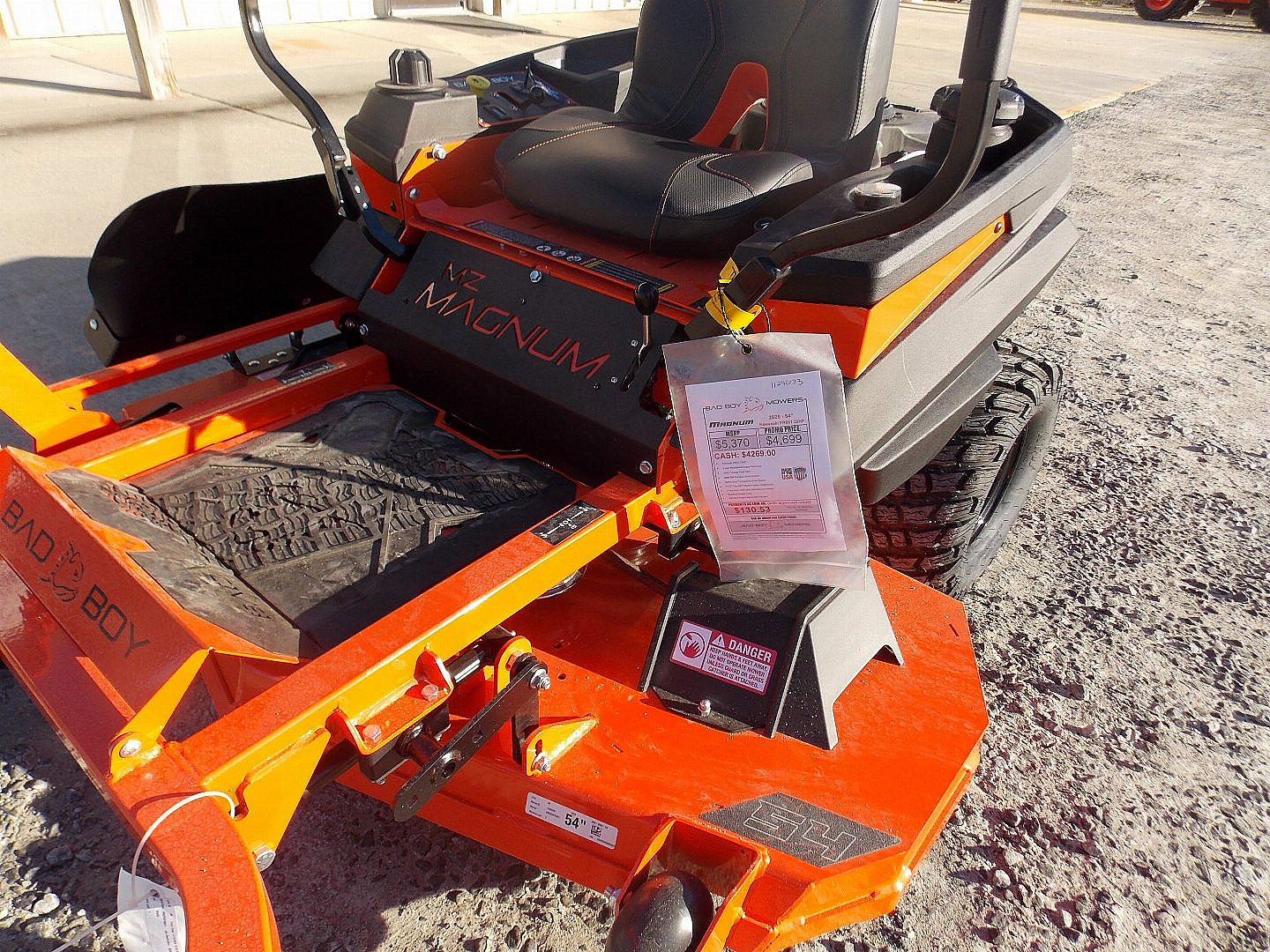 New 2025 Bad Boy Lawn Mowers BMZ54FR651