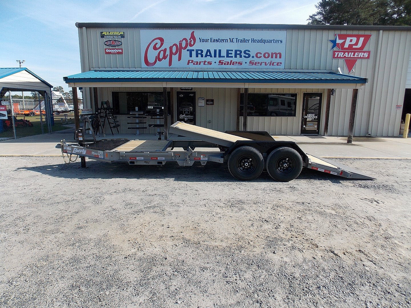 New 2025 Liberty LIB LT14K83X22SPB8WF Tilt Trailer