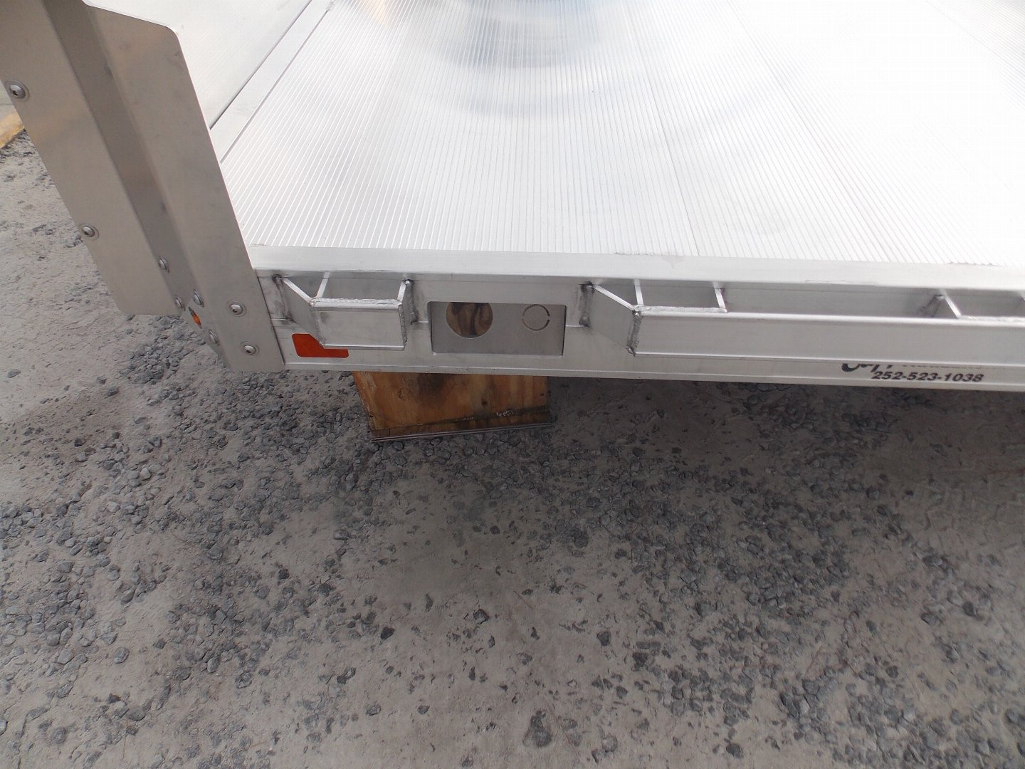 New 2025 Aluma EX81084 EXECUTIVE TRUCK BED