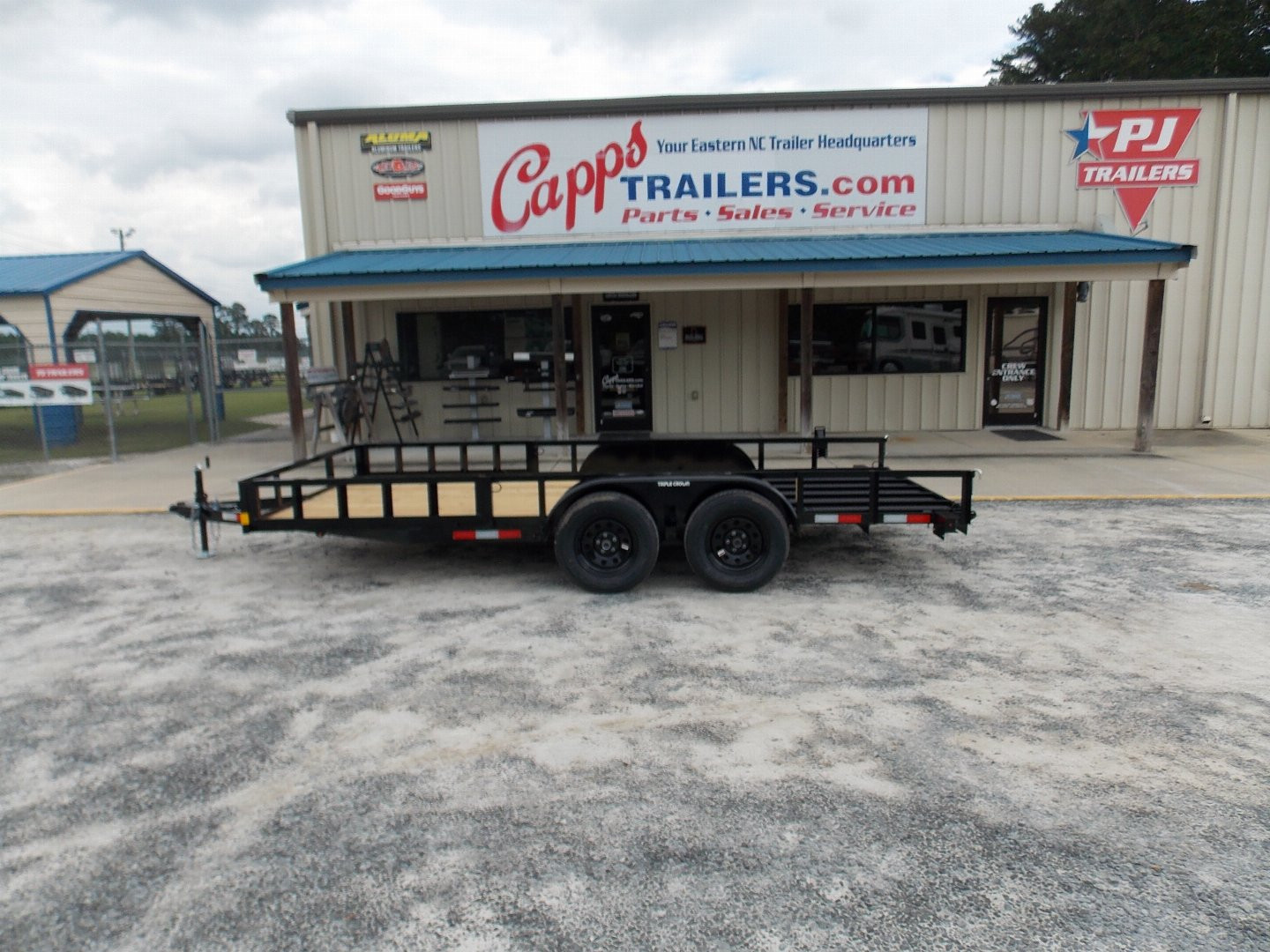 New 2025 Triple Crown Trailers TC ATV7X16TG ATV Trailer