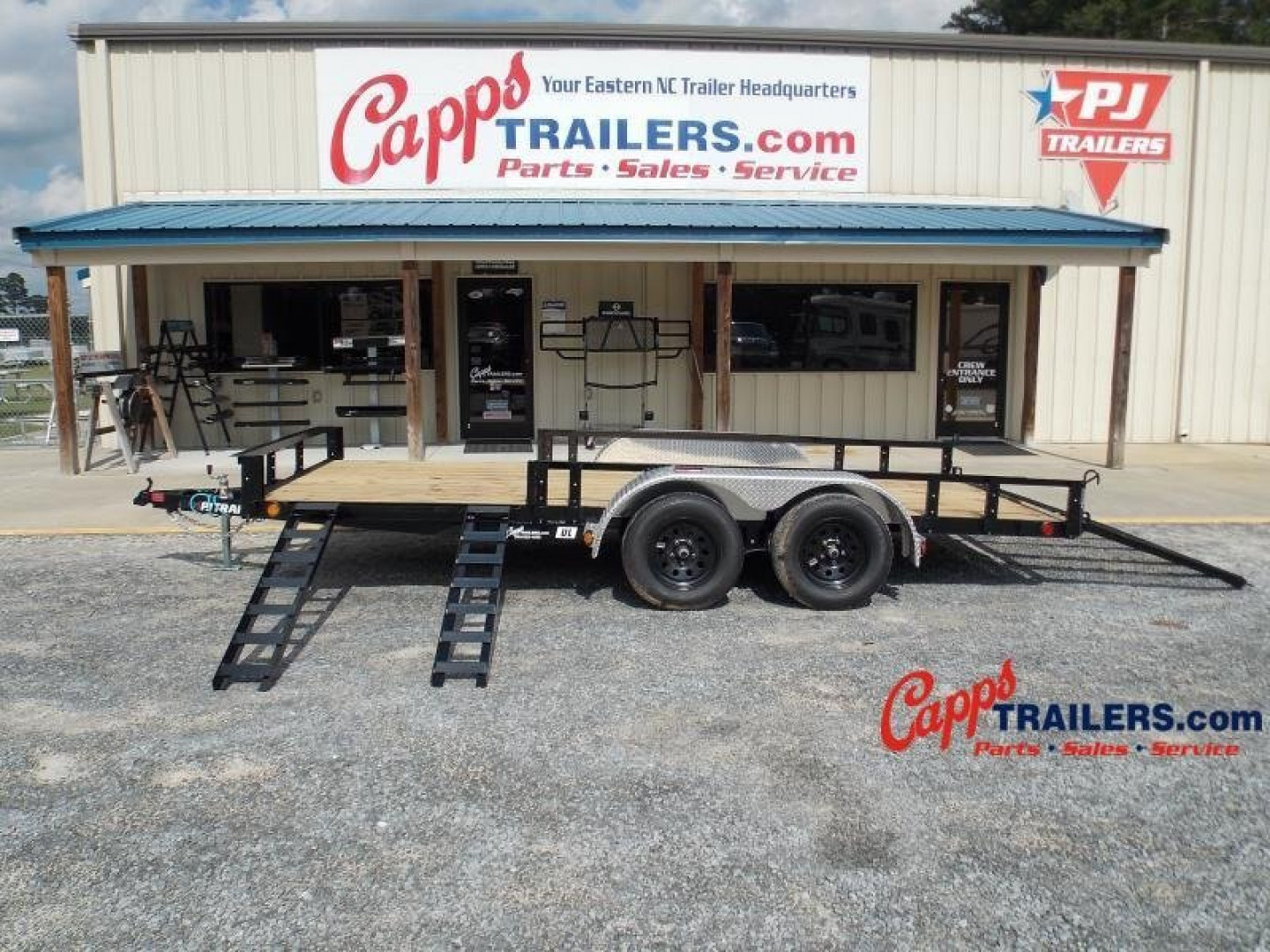 New 2025 PJ Trailers UL21632CSFK-ATVR for sale in Dover, NC