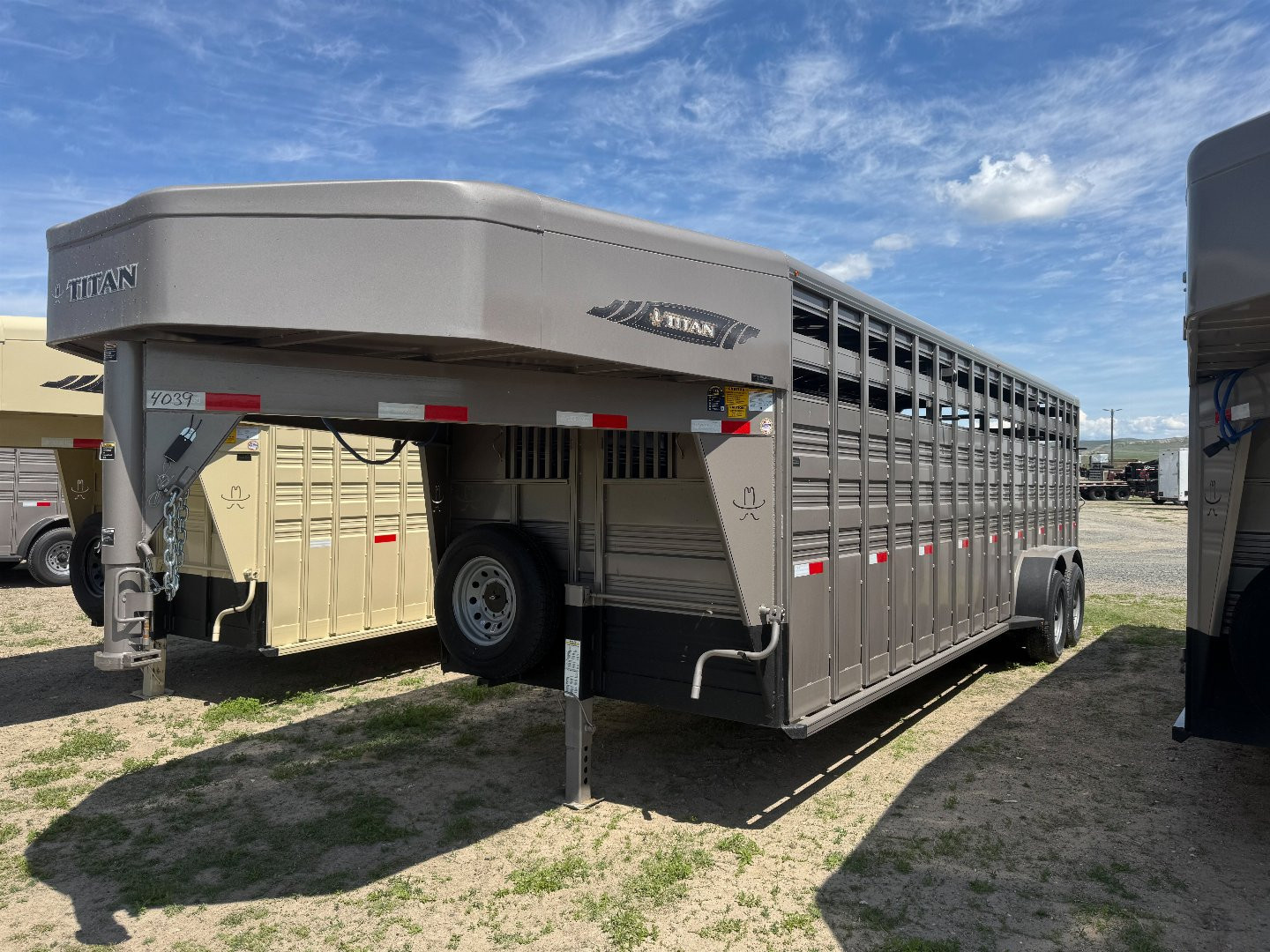 New 2025 Titan Trailer 24' Stock / Stock Combo Trailer for sale in ...