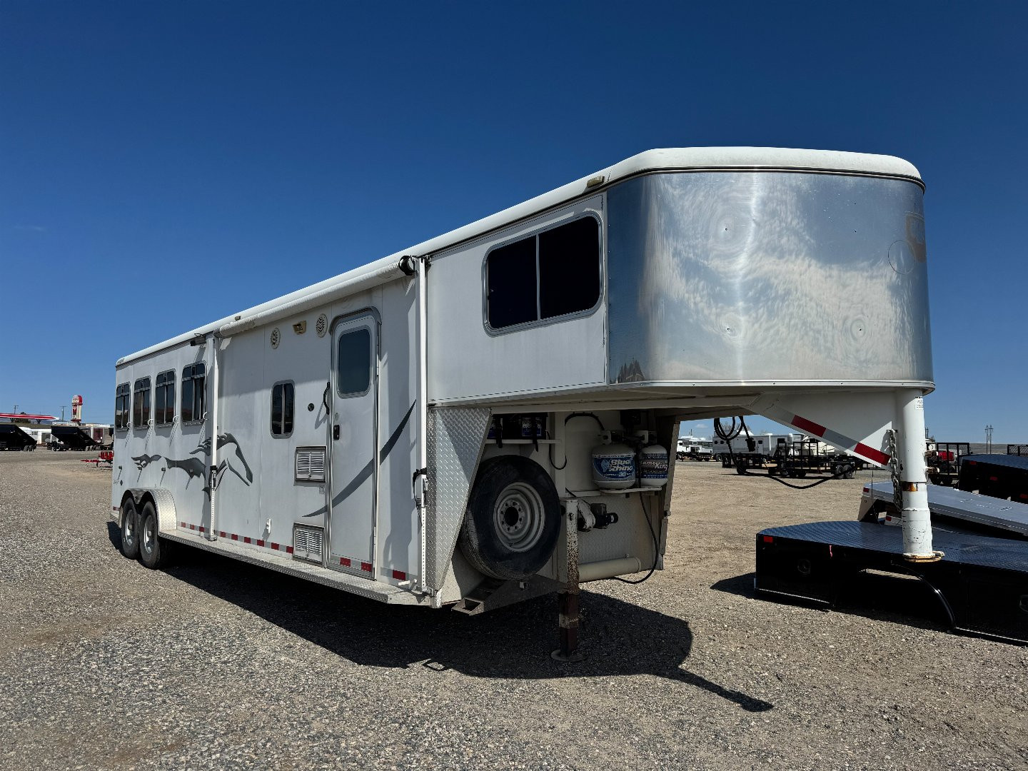 Used 2004 Logan Coach 4H LQ Horse Trailer for sale in Three Forks, MT
