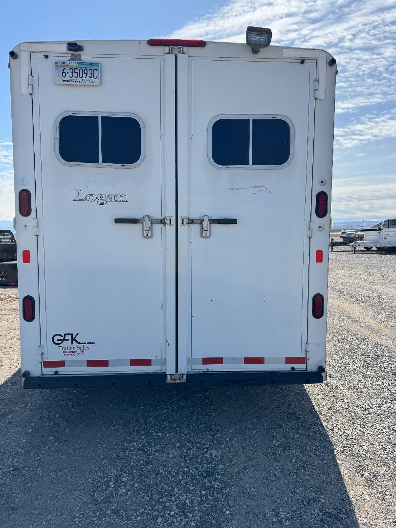 Used 2004 Logan Coach 4H LQ Horse Trailer for sale in Three Forks, MT