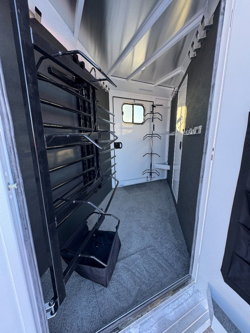 New 2025 Trails West 21' Santa Fe Stock / Stock Combo Trailer for sale ...