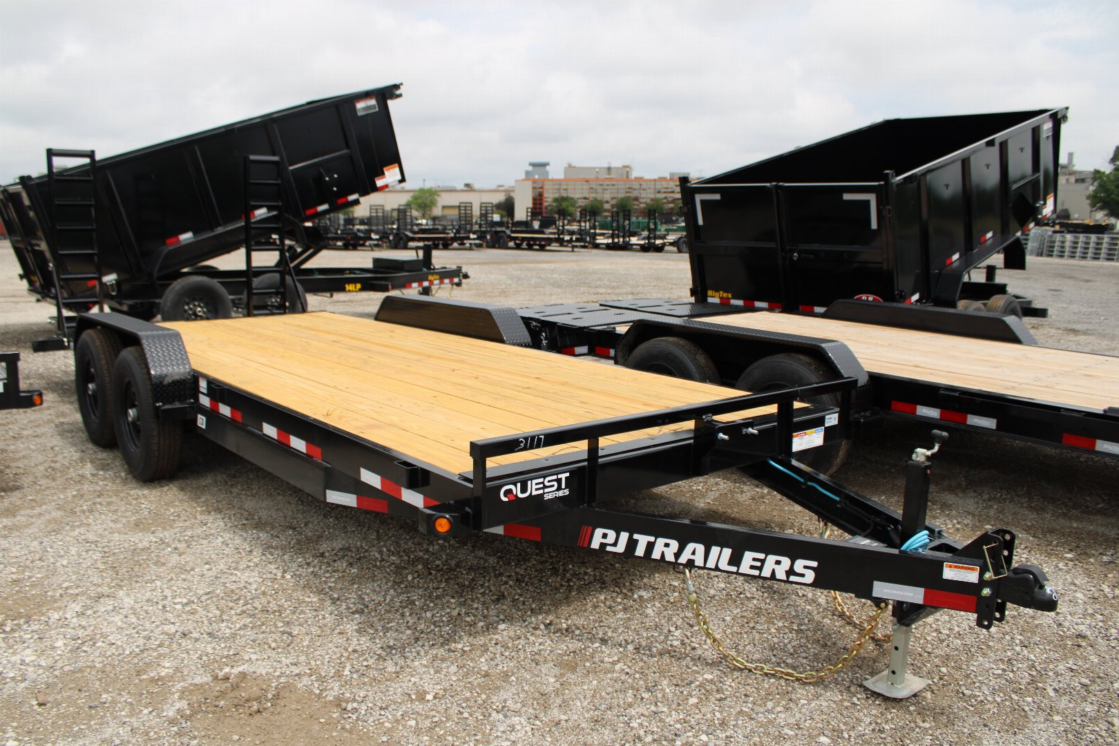 New 2026 PJ Trailers 20' 14K GVWR FR EQUIPMENT TRALER WITH FOLDING ...