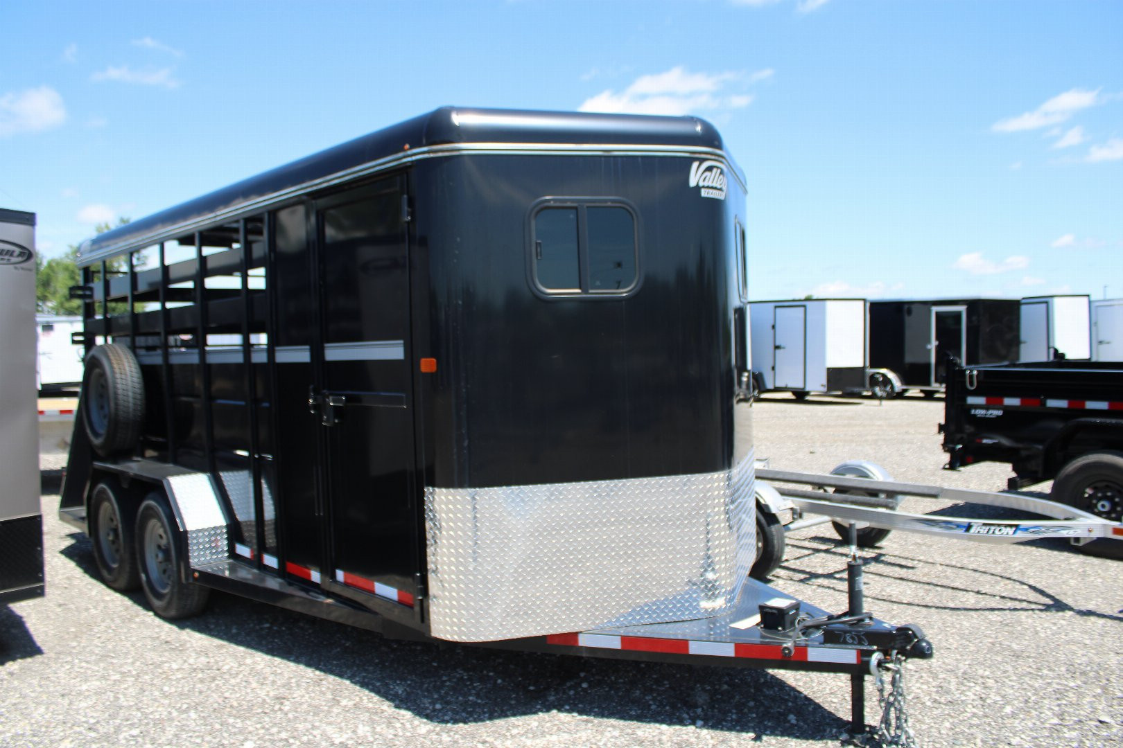 New 2024 Valley Trailers **CLEARANCE**3 HORSE STOCK TRAILER 42567 Stock ...