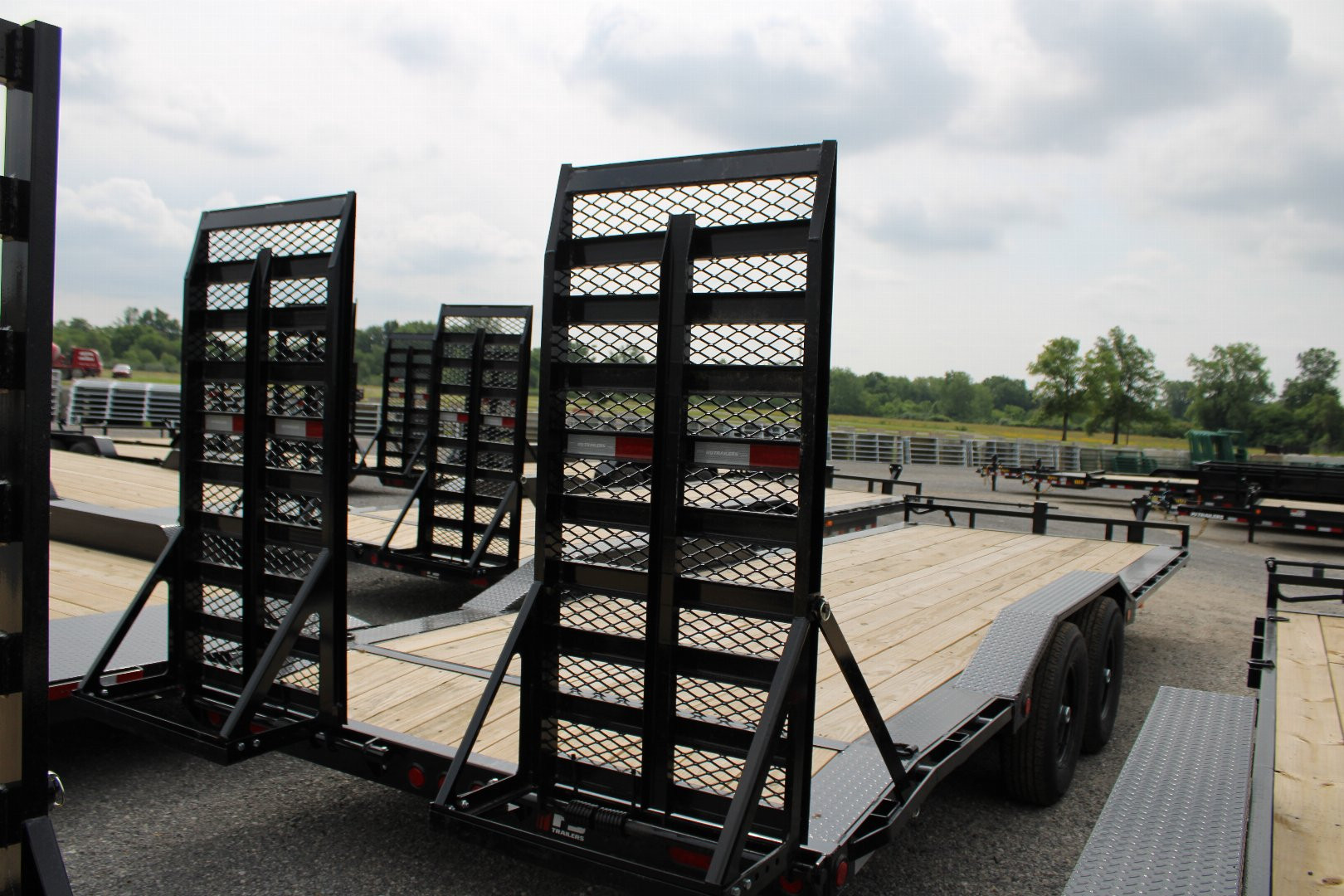 New 2026 PJ Trailers 24' B6 BUGGY HAULER WITH HEAVY DUTY FOLDING RAMPS ...