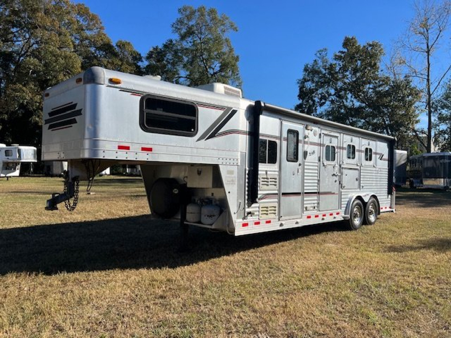 Used 2000 4-Star Trailers Horse Trailer