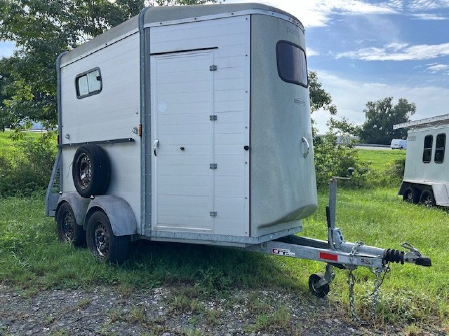 Used 2011 BOCKMANN 2 horse straight load bumper pull Horse Trailer