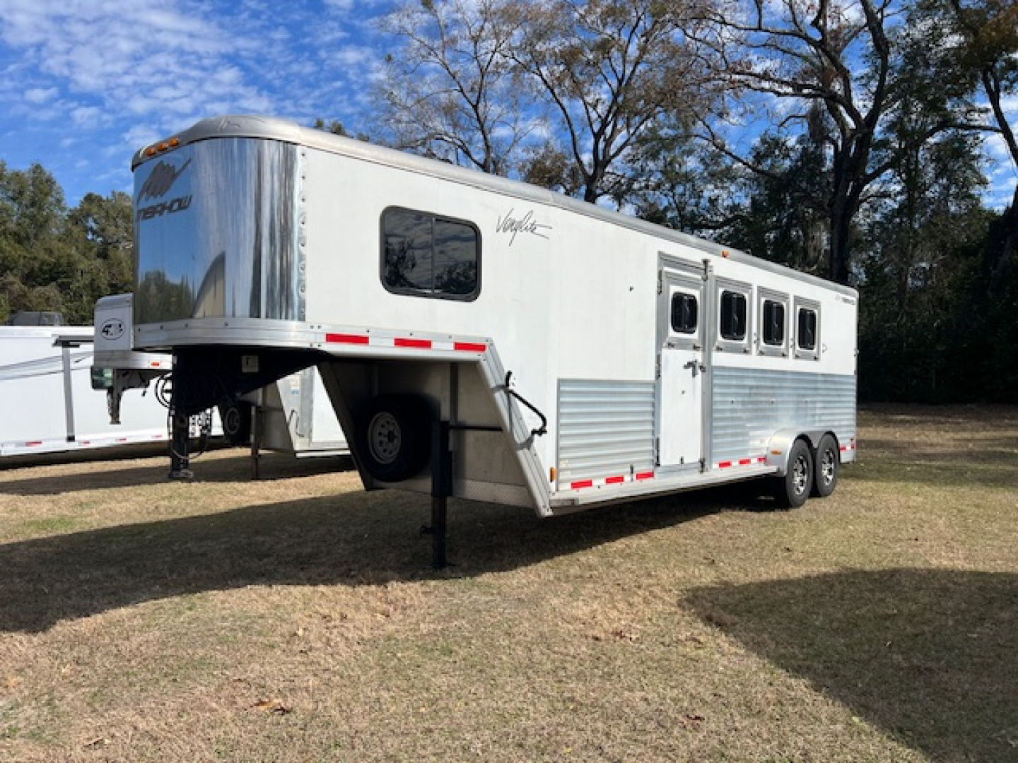 Used 2012 Merhow Trailers 4 horse w/ dressing room and ramp Horse ...