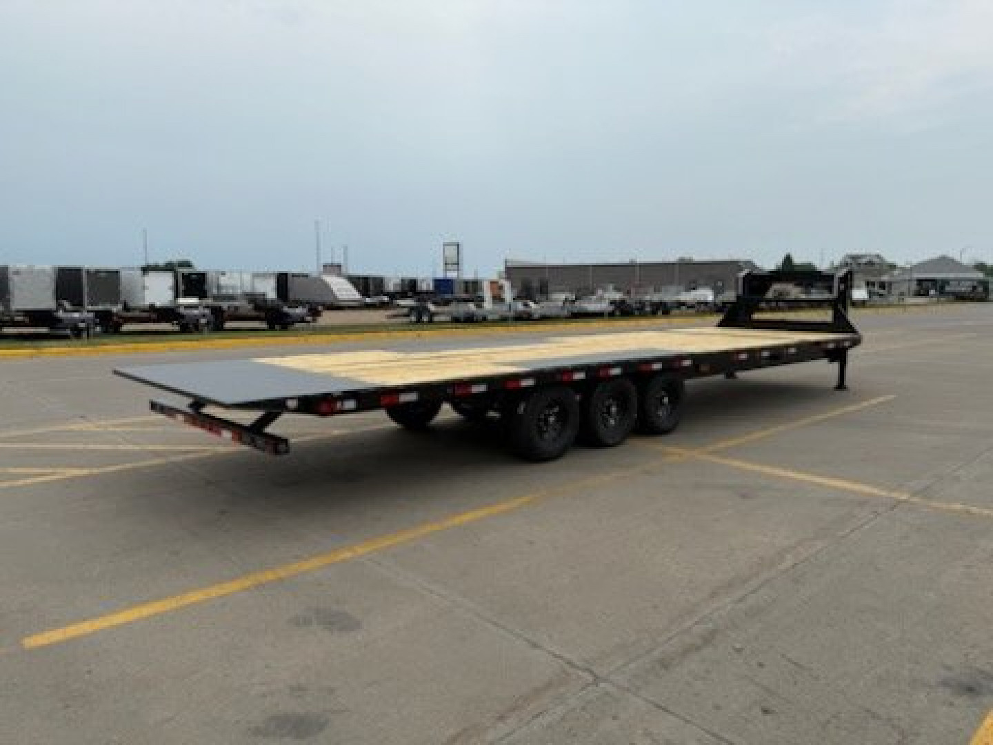 New 2025 Load Trail GE0232073 Gooseneck Bodies/Equipment Trailer for ...