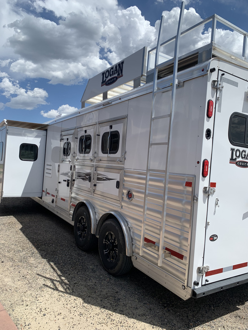 Used 2025 Logan Coach LQ 812 3 Horse Trailer for sale in Fort Morgan, CO