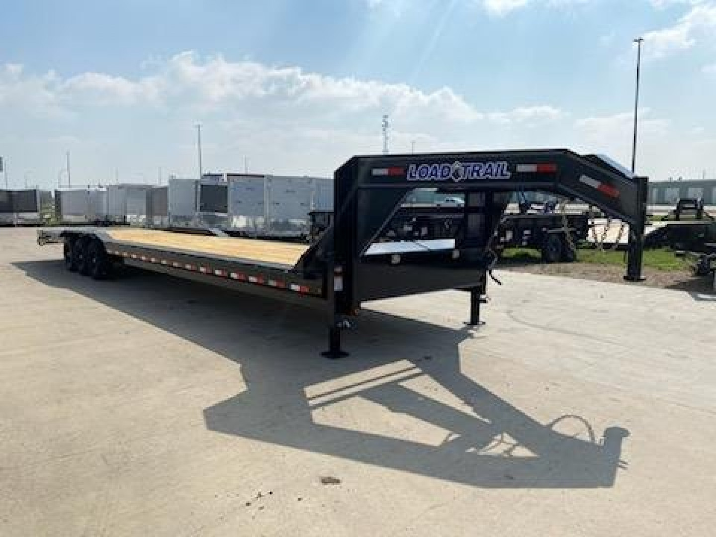 New LOAD TRAIL GC21 102"X40' WITH DRIVE OVER FENDERS AND MAX RAMPS for ...