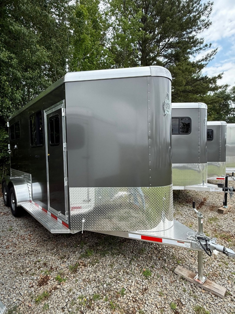 New 2026 Adam 2 Horse Straightload JuLite Manger Bumper Pull Horse ...