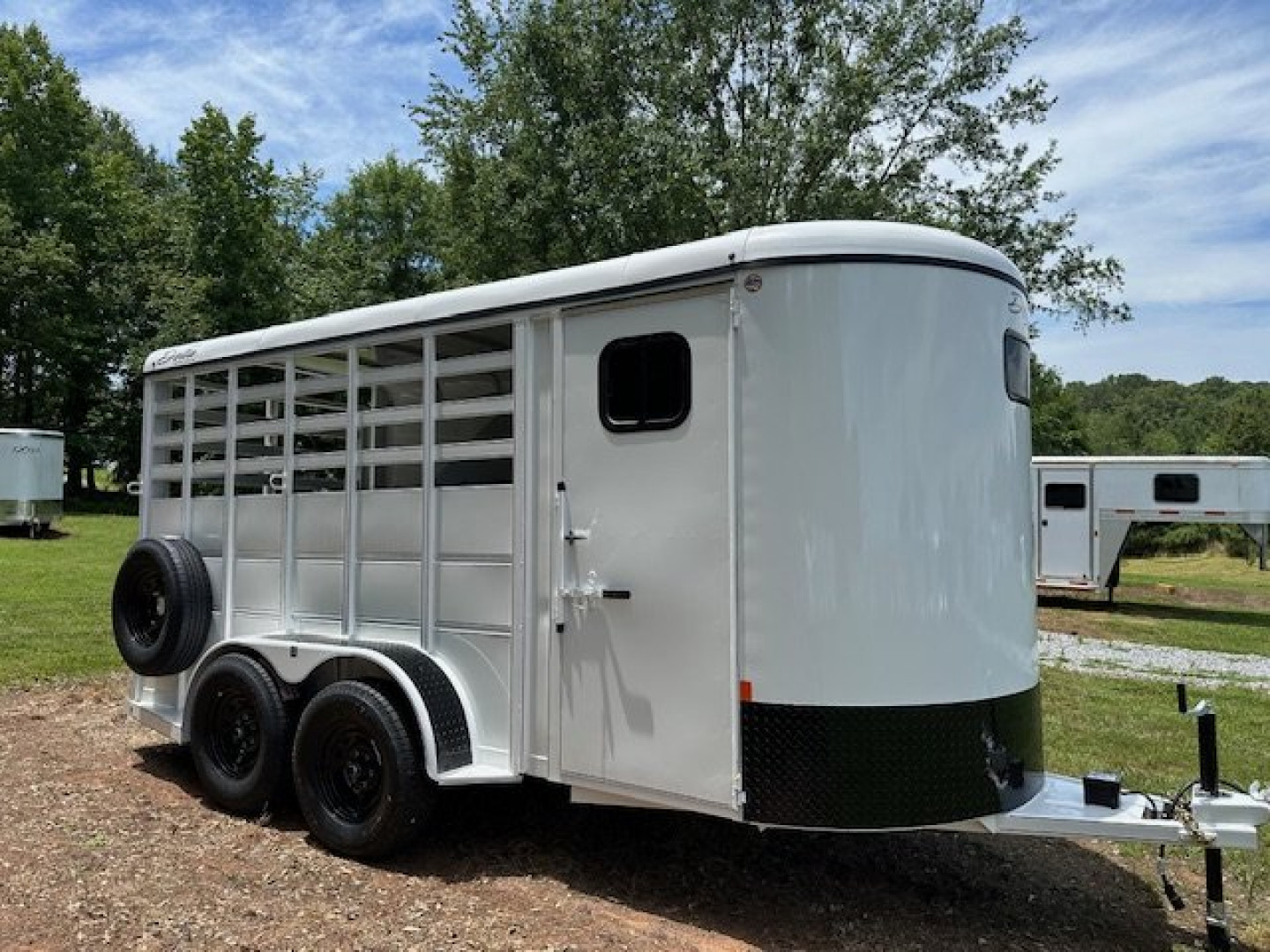 New 2025 DELTA TRAILERS 3 Horse Slant Load BP Horse Trailer