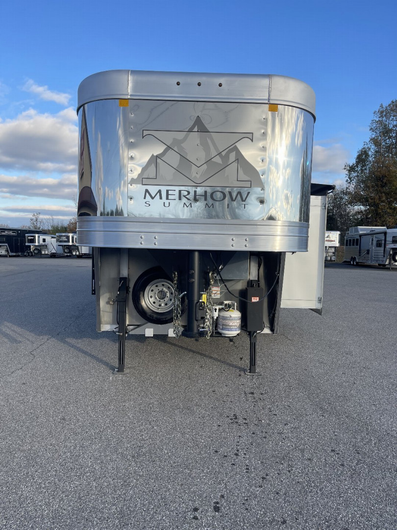 New 2025 Merhow Trailers 8416-A RWS SIDE LOAD Horse Trailer