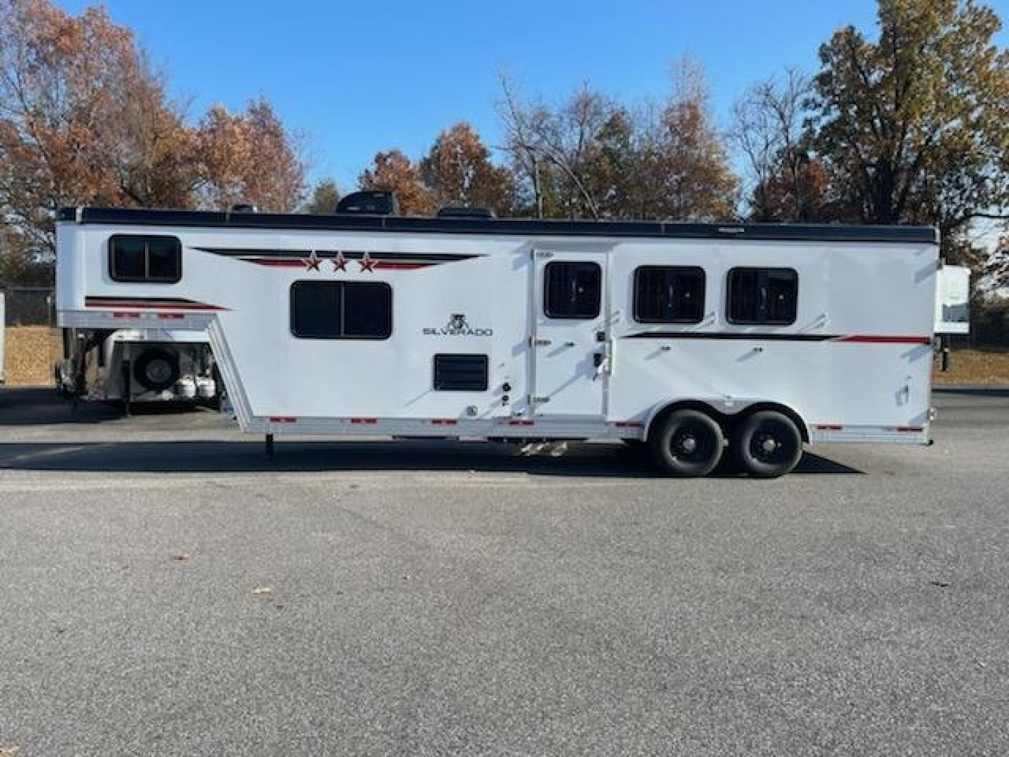 New 2023 Bison Trailers 7310 SILVERADO N/S Horse Trailer