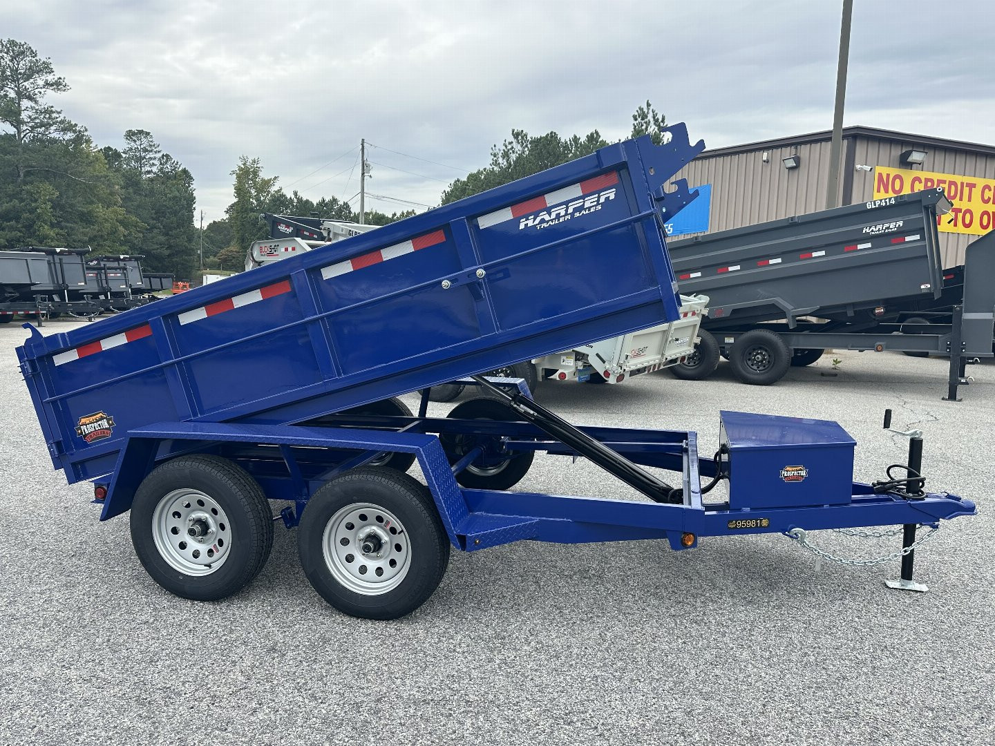New BEAUTIFUL DEEP BLUE METALLIC 2025 PROSPECTOR LIGHT DUTY 5X10 7K ...