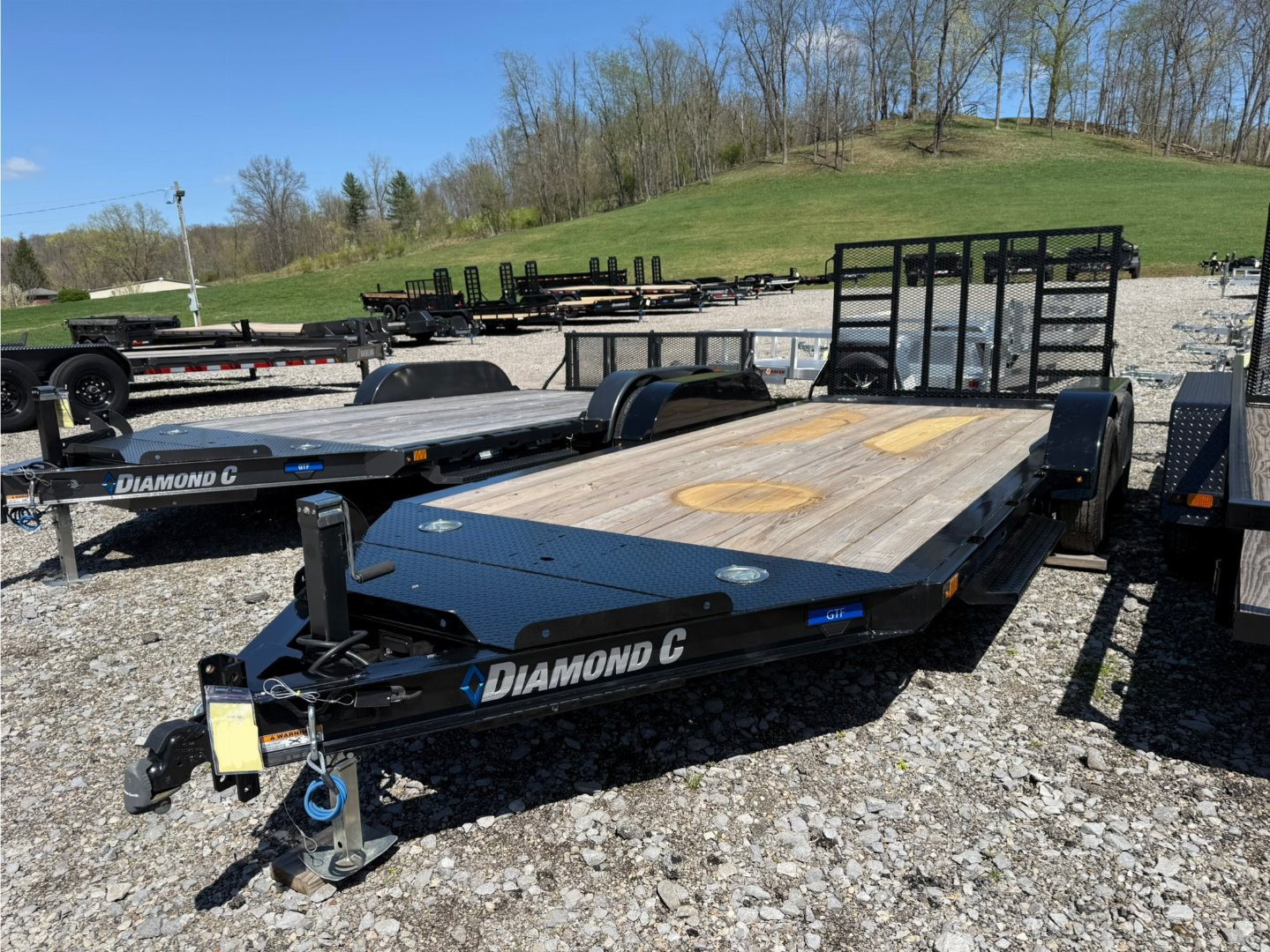 New 2025 Diamond C Trailers GTF 235 16X83 Car Hauler