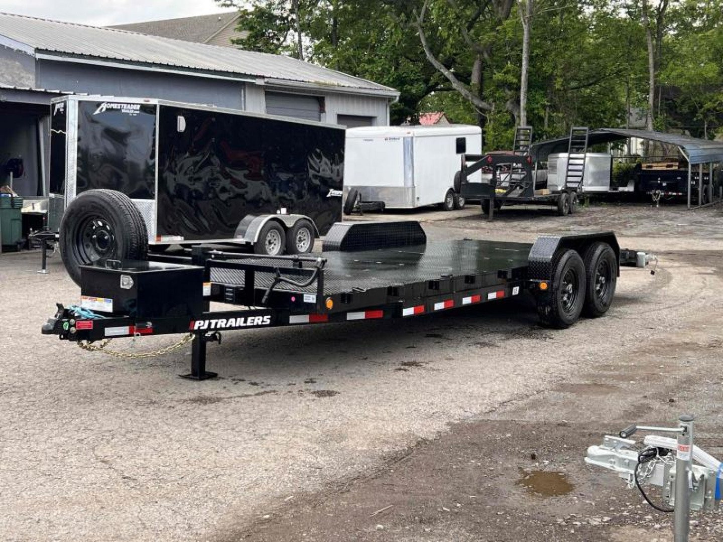 New 2024 PJ TRAILERS 83" x 22' - 5 in. Channel (CE) Car / Racing ...