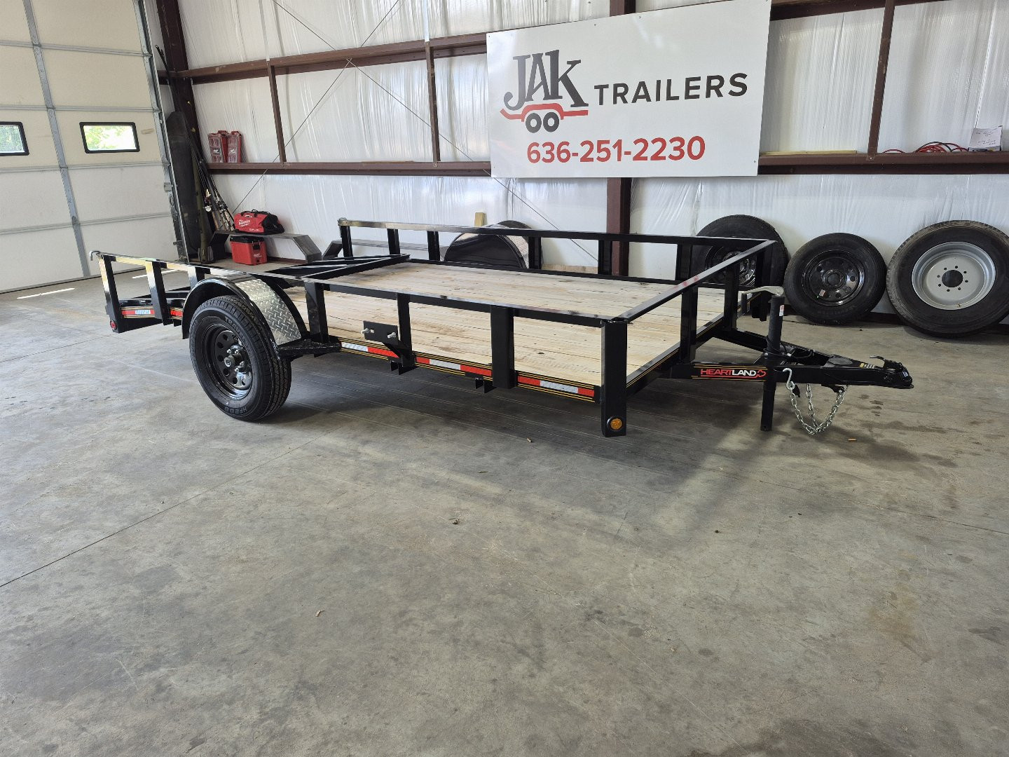 New 2025 Heartland 12x82 saut dove Utility Trailer