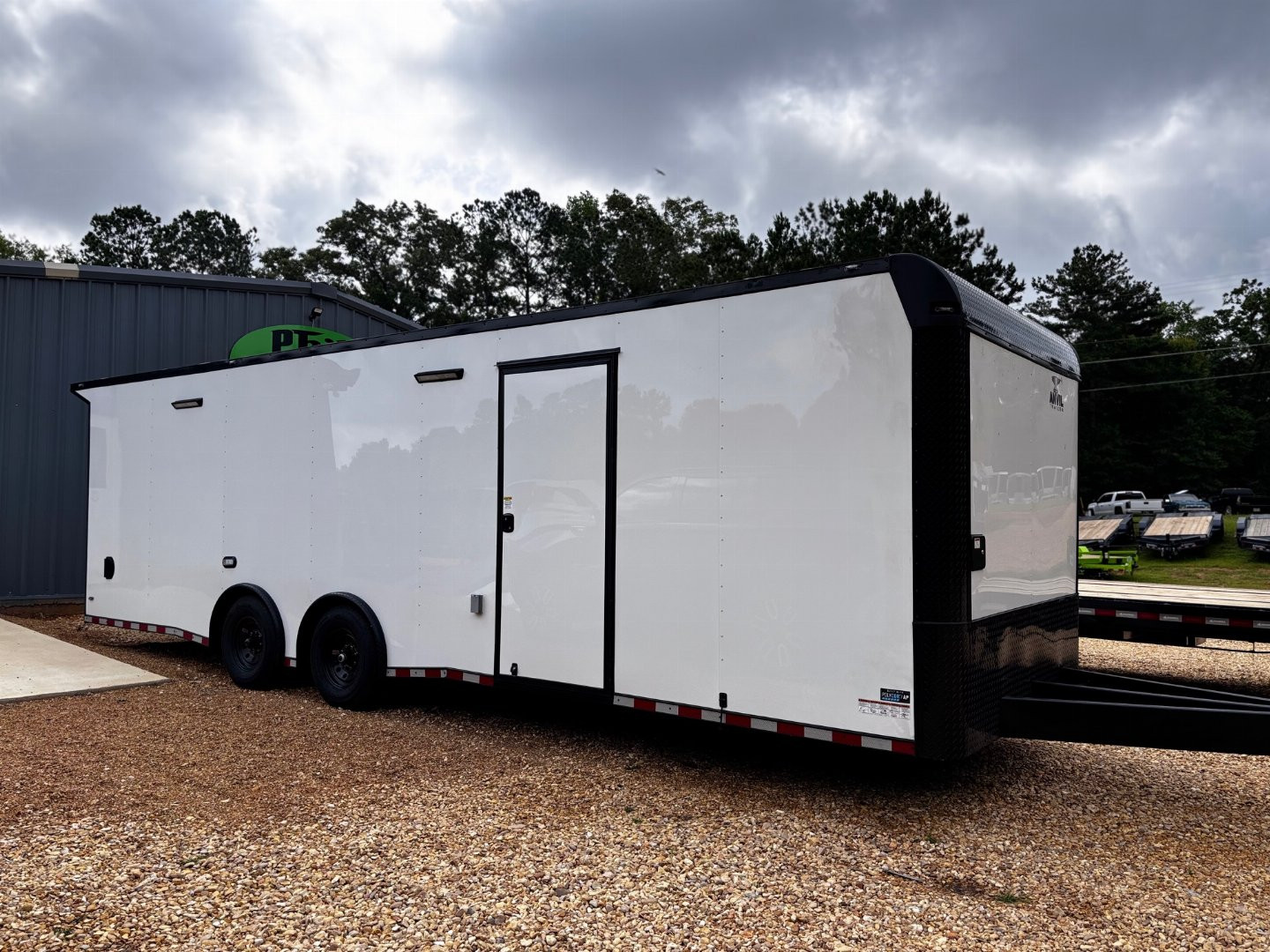 New 2025 Anvil 28' BATHROOM RACE TRAILER -.080 POLYCORE EXTERIOR-7 ...