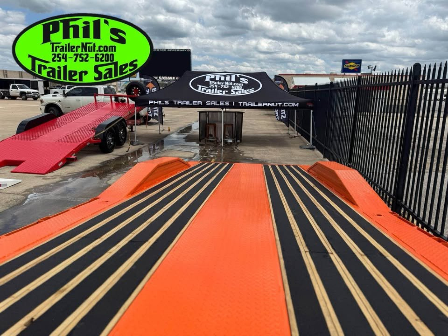 New 2025 102 X24 GOOSENECK DRIVE OVER FENDER OPEN OPEN CAR HAULER ...