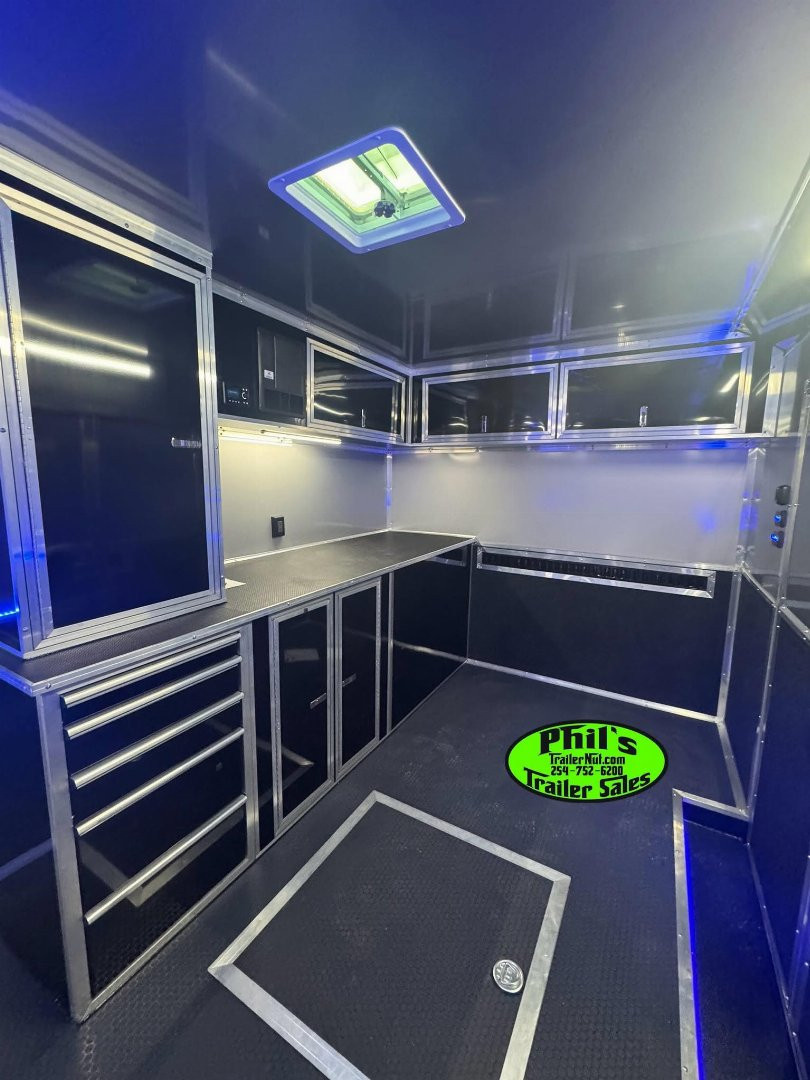 New Haulmark NEW 85X34 EDGE ENCLOSED CAR RACE TRAILER ELECTRIC AWNINGS ...