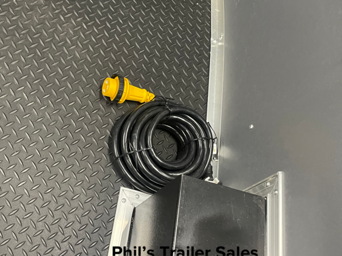 New CONTINENTAL CARGO NEW 85X16 V-NOSE ELECTRICAL PACKAGE ENCLOSED MOTORCYCLE TRAILER TRAILER ...