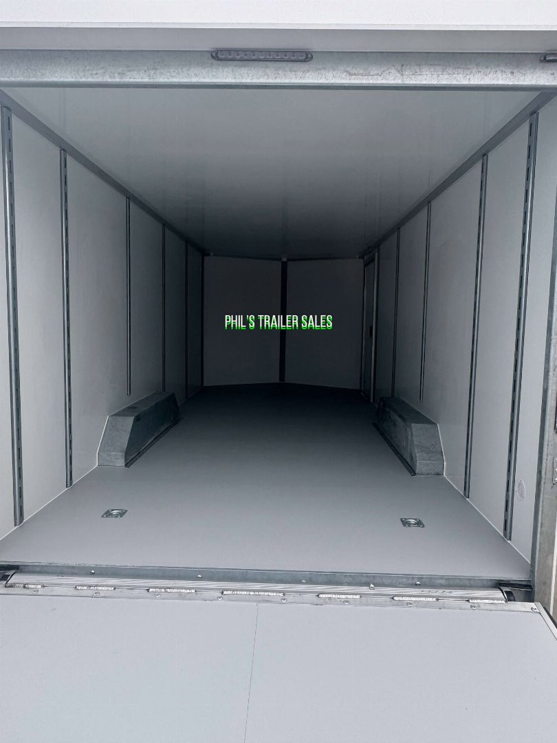 New 2026 Cell-Tech Trailers NEW 85X20 V-NOSE HEAVY DUTY ENCLOSED ...