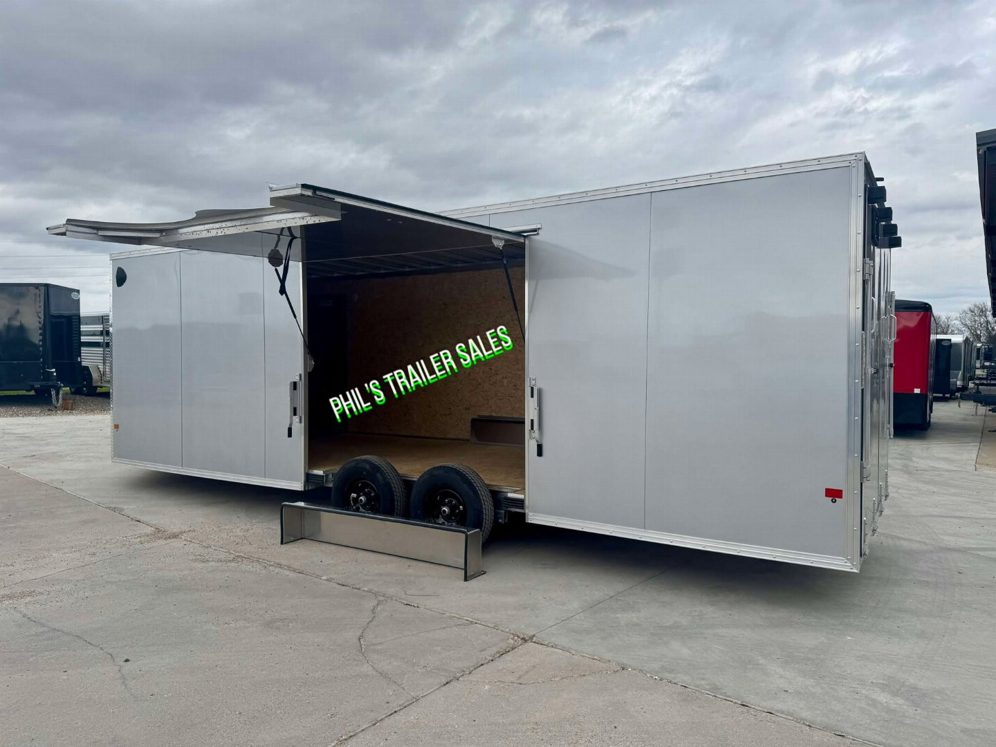 New 2025 E-Z Hauler 24' ALL ALUMINUM Cargo / Enclosed Trailer CAR ...