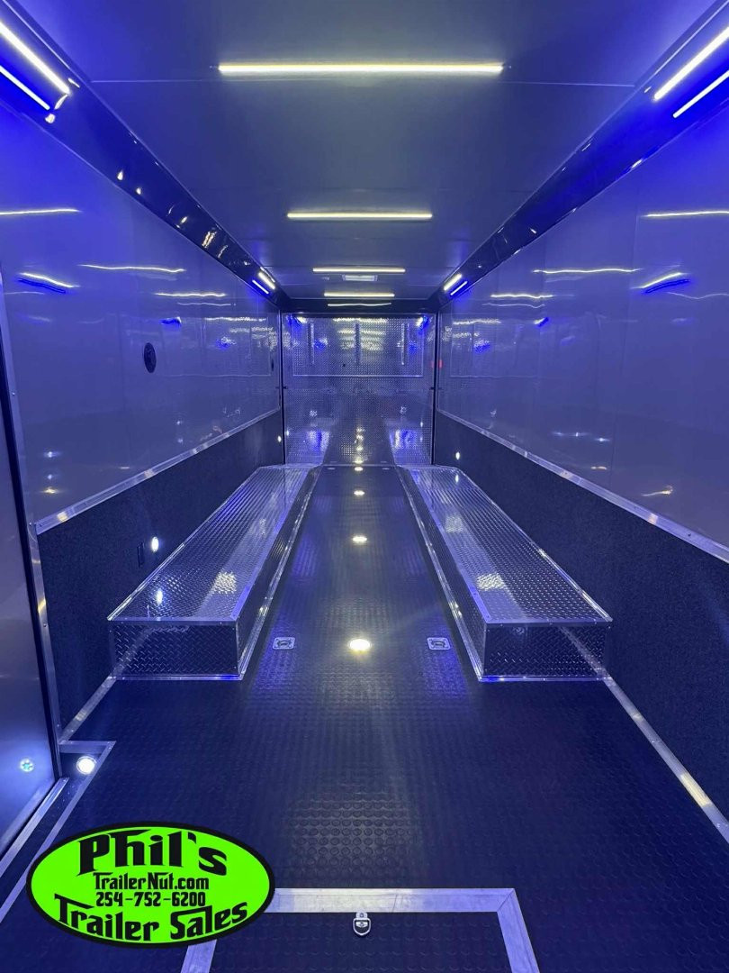 New CONTINENTAL CARGO NEW 85X32 ENCLOSED RACE CAR TRAILER LATE MODEL ...