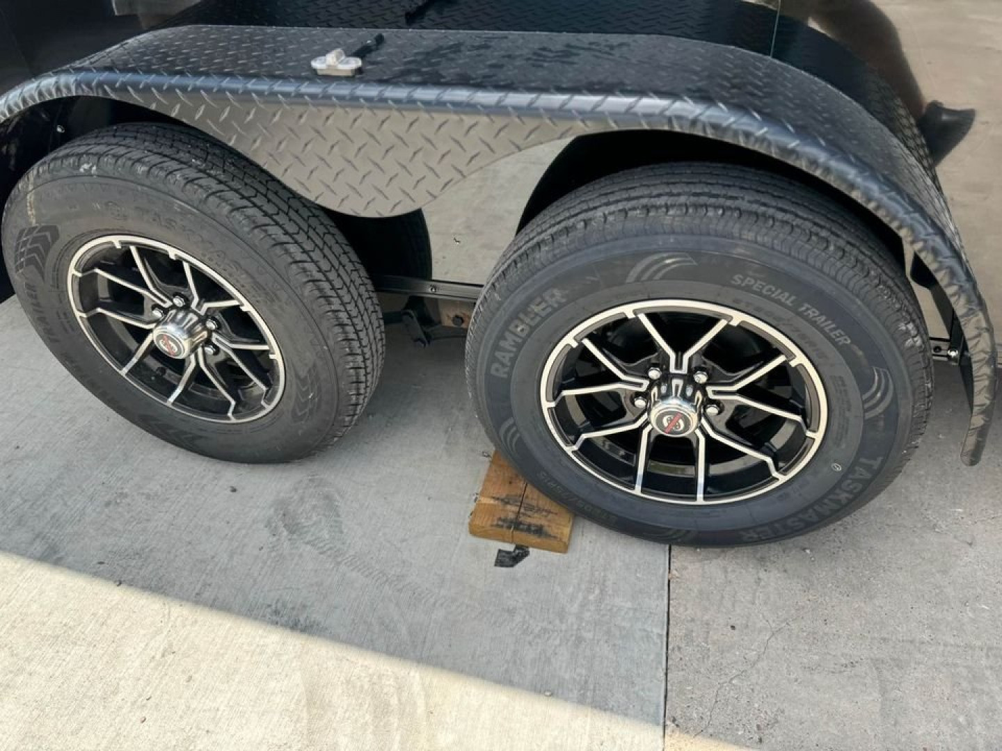 New 7X16 Cargo / Enclosed Trailer ALUMINUM WHEELS / 7' INTERIOR HEIGHT ...