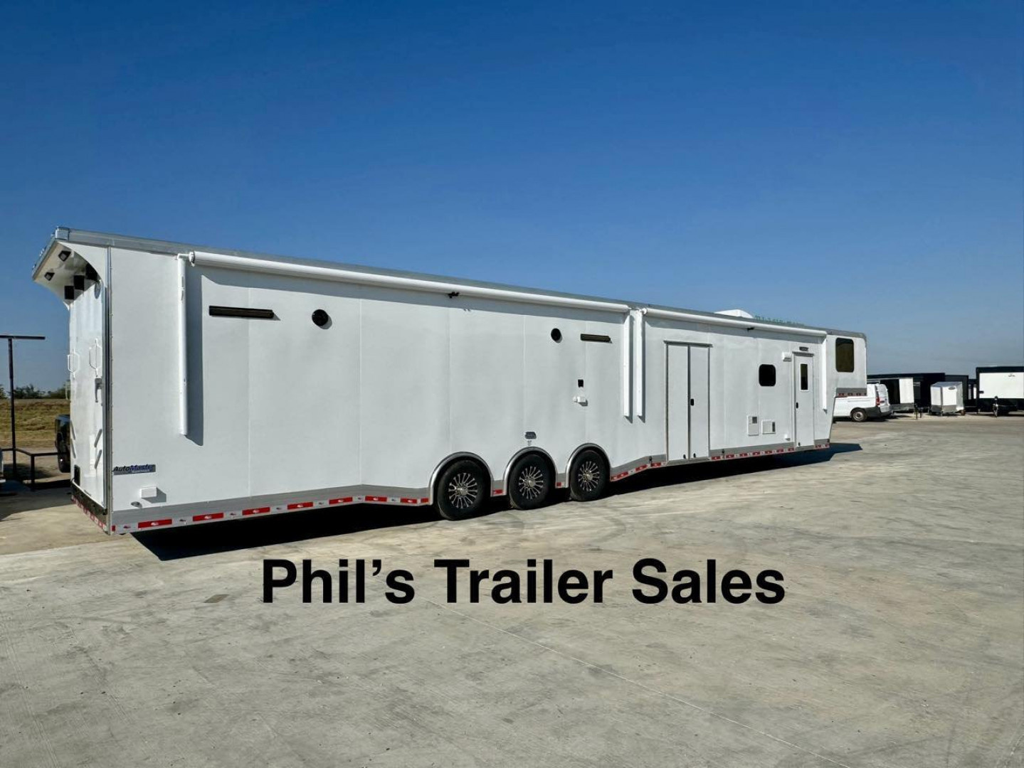 New CONTINENTAL CARGO 52' LIVING QUARTERS Car / Racing Trailer BATHROOM ...