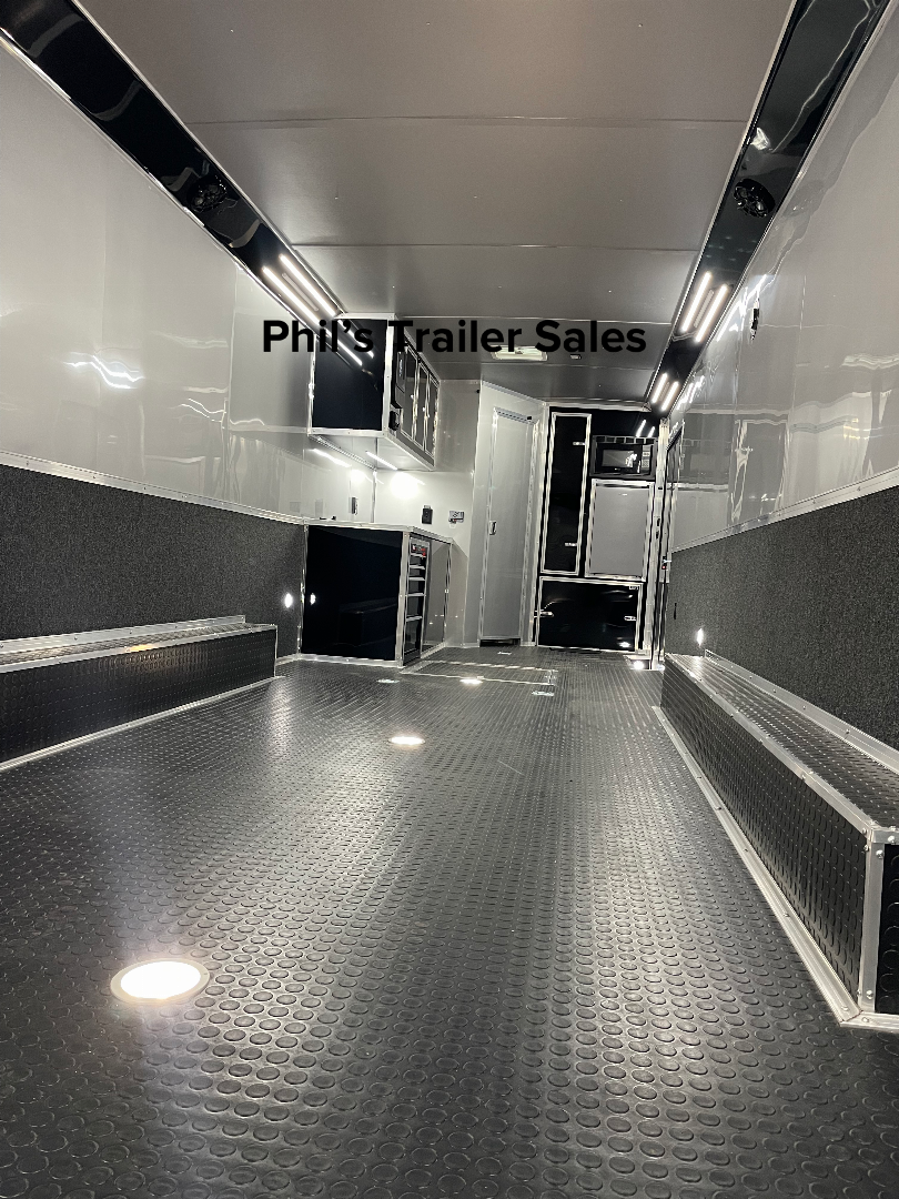 New CONTINENTAL CARGO NEW 85X34 ENCLOSED RACE TRAILER BATHROOM ELECTRIC ...