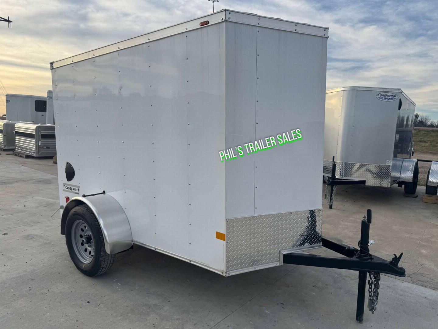 New Wells Cargo NEW 5X8 ENCLOSED CARGO TRAILER Cargo / Enclosed Trailer ...